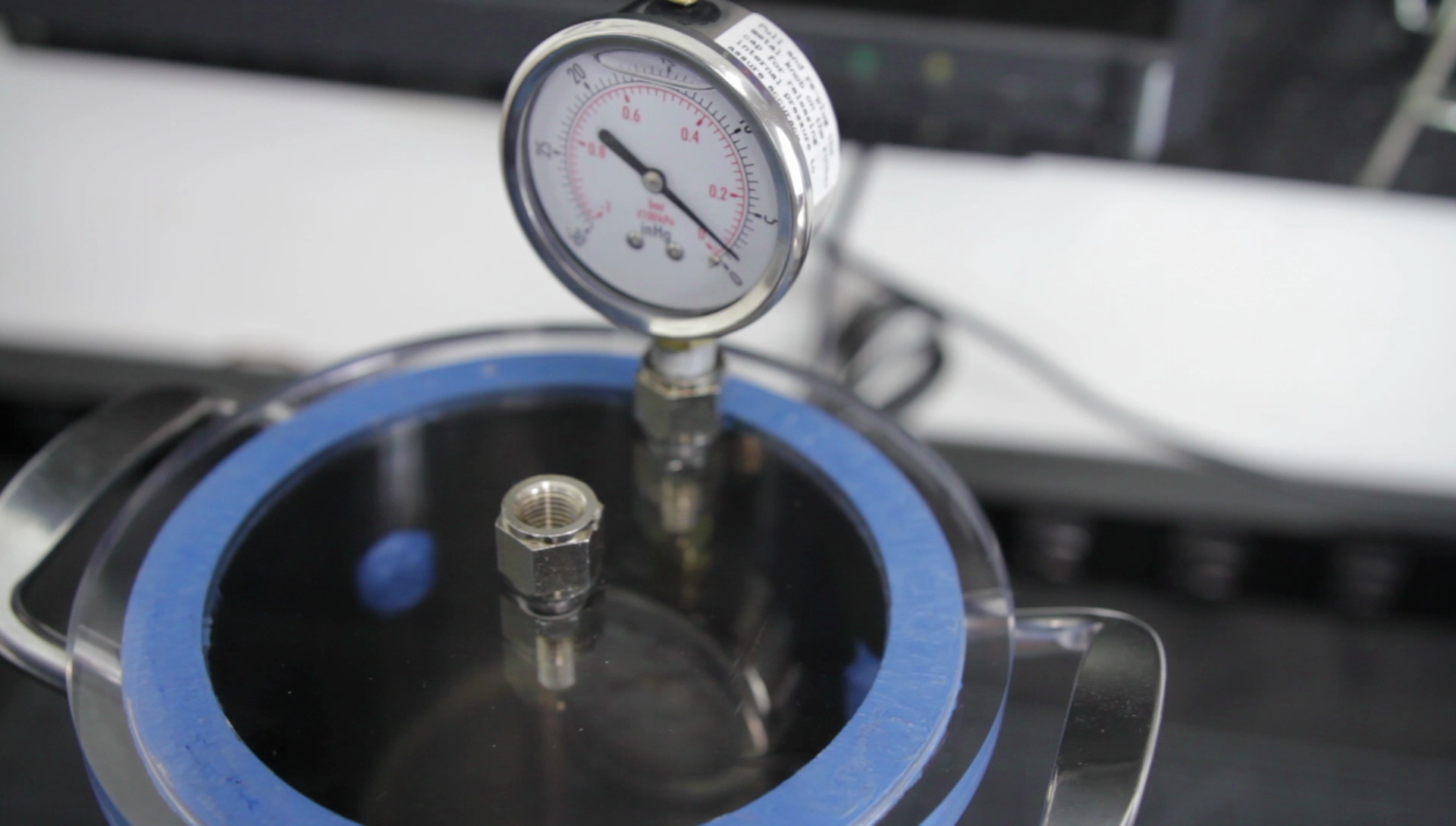 How to Make a Vacuum Chamber : 6 Steps (with Pictures) - Instructables