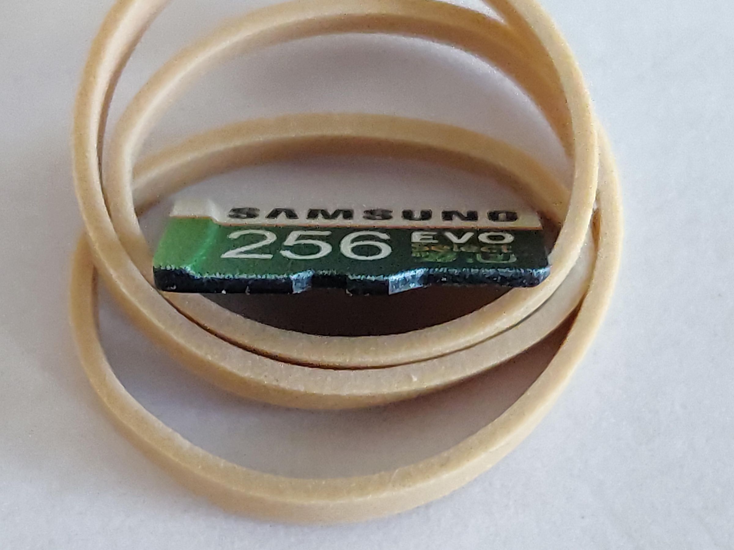 How to Identify a Fake Samsung Micro SD Memory Card : 8 Steps (with ...