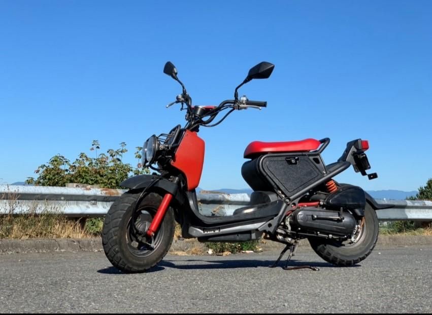 Red Honda Ruckus Modified