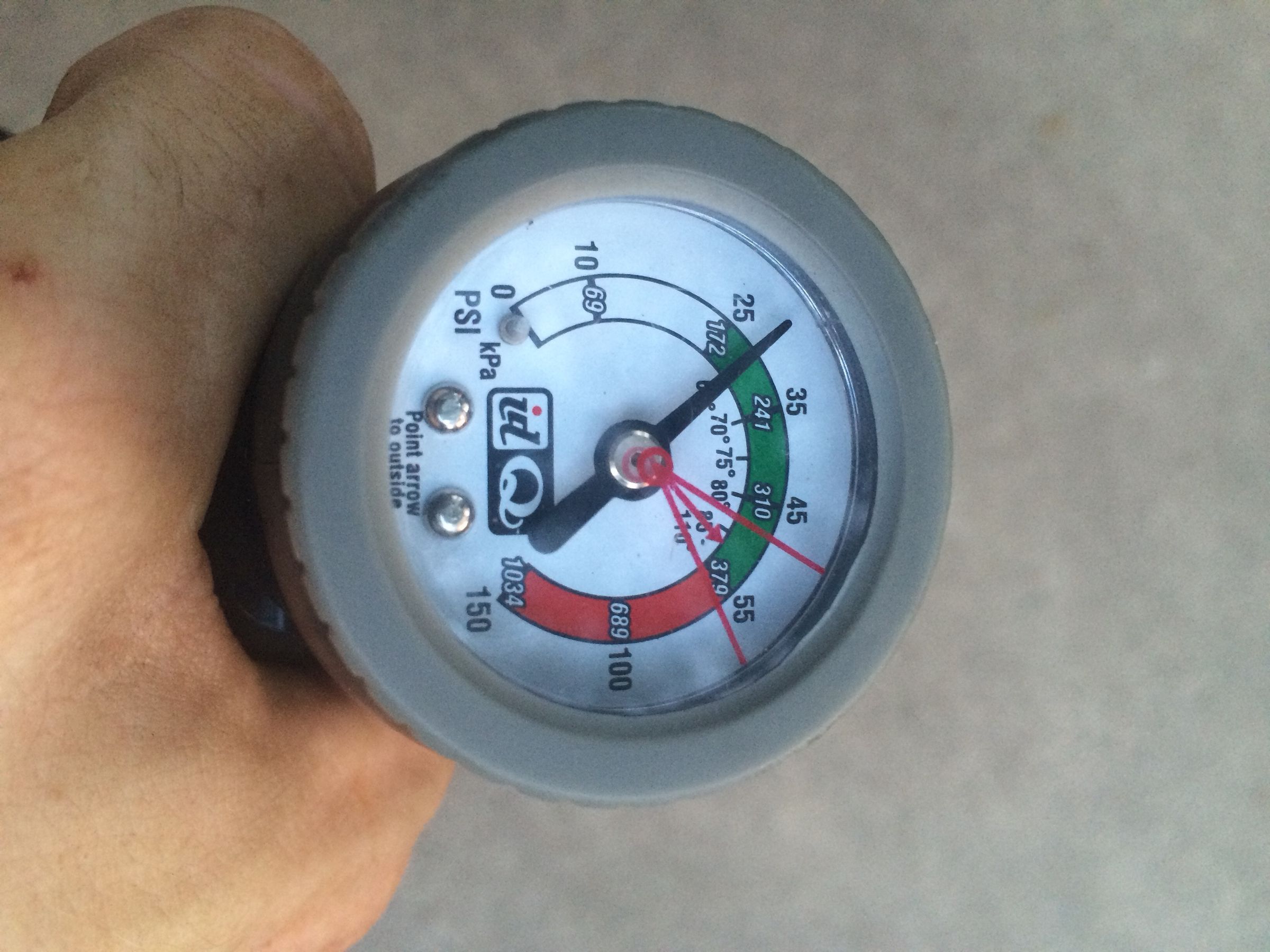 Recharge Your Vehicle A/C : 4 Steps - Instructables