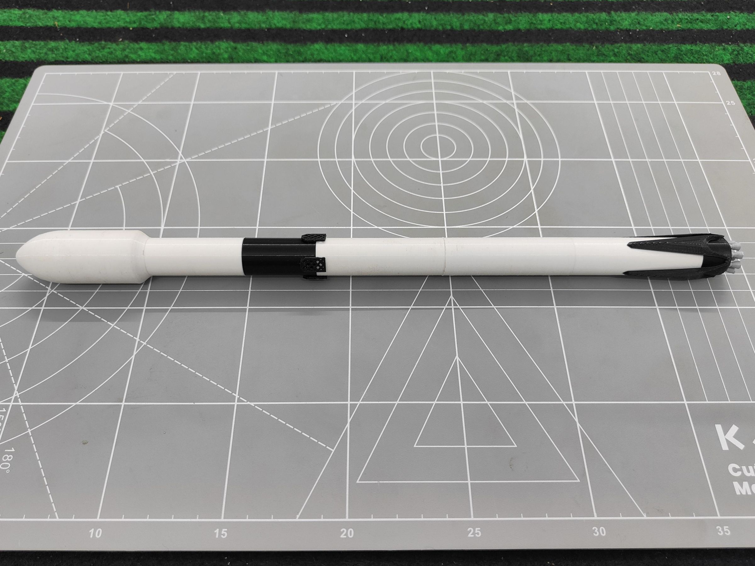 DIY Miniature Falcon 9 Model 1:200 (Without Supports) : 15 Steps (with ...