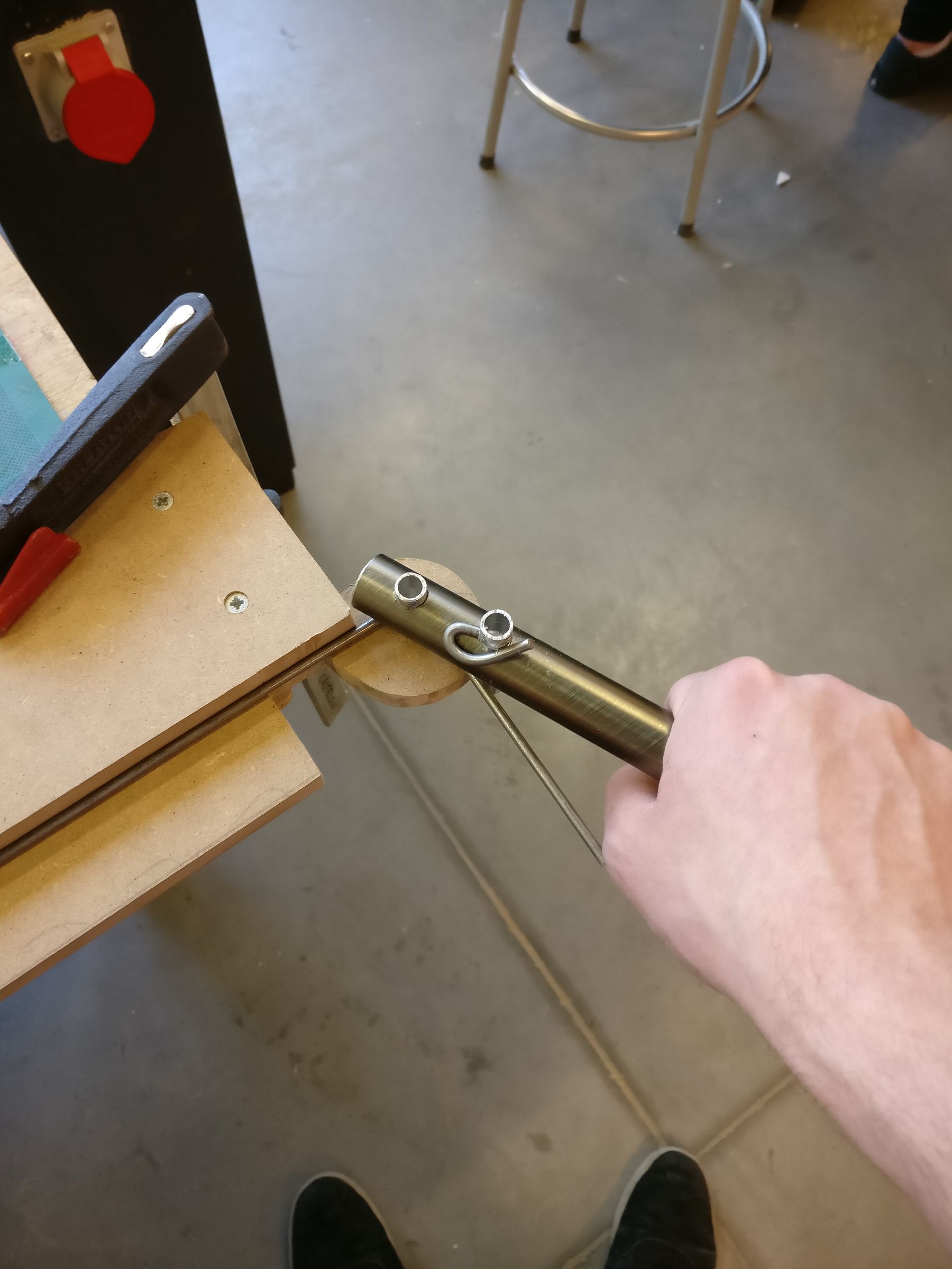 Creating Small Radii in Metal Wires + Werkplaatsidc : 4 Steps (with ...