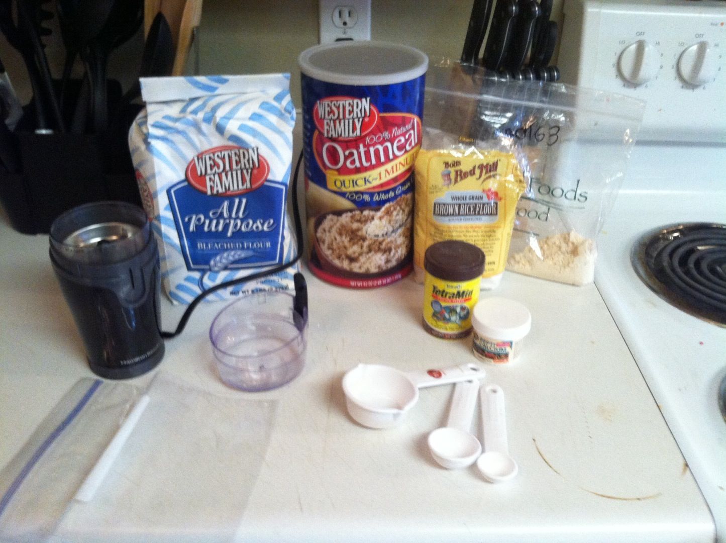 Dubia Roach Feed Recipe#1 : 3 Steps - Instructables