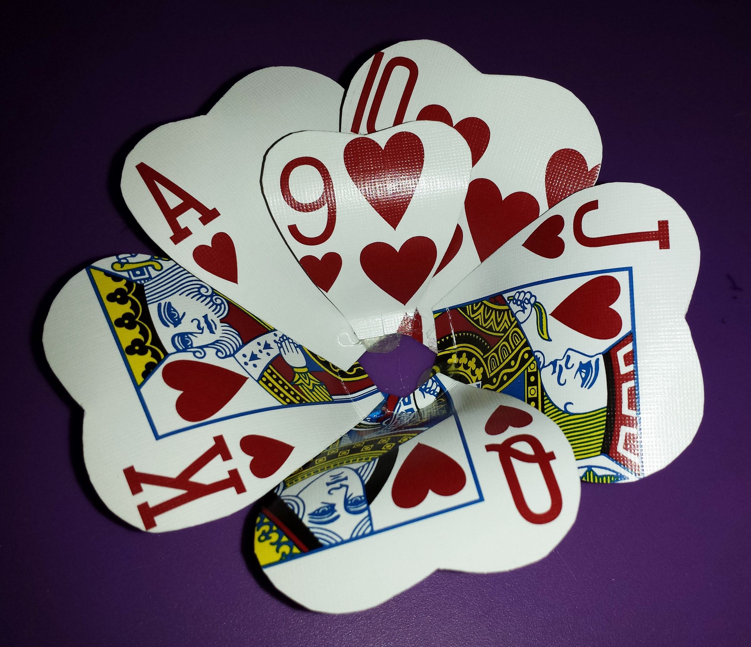Poker Card Flower Hair Clip/Pin : 11 Steps (with Pictures) - Instructables