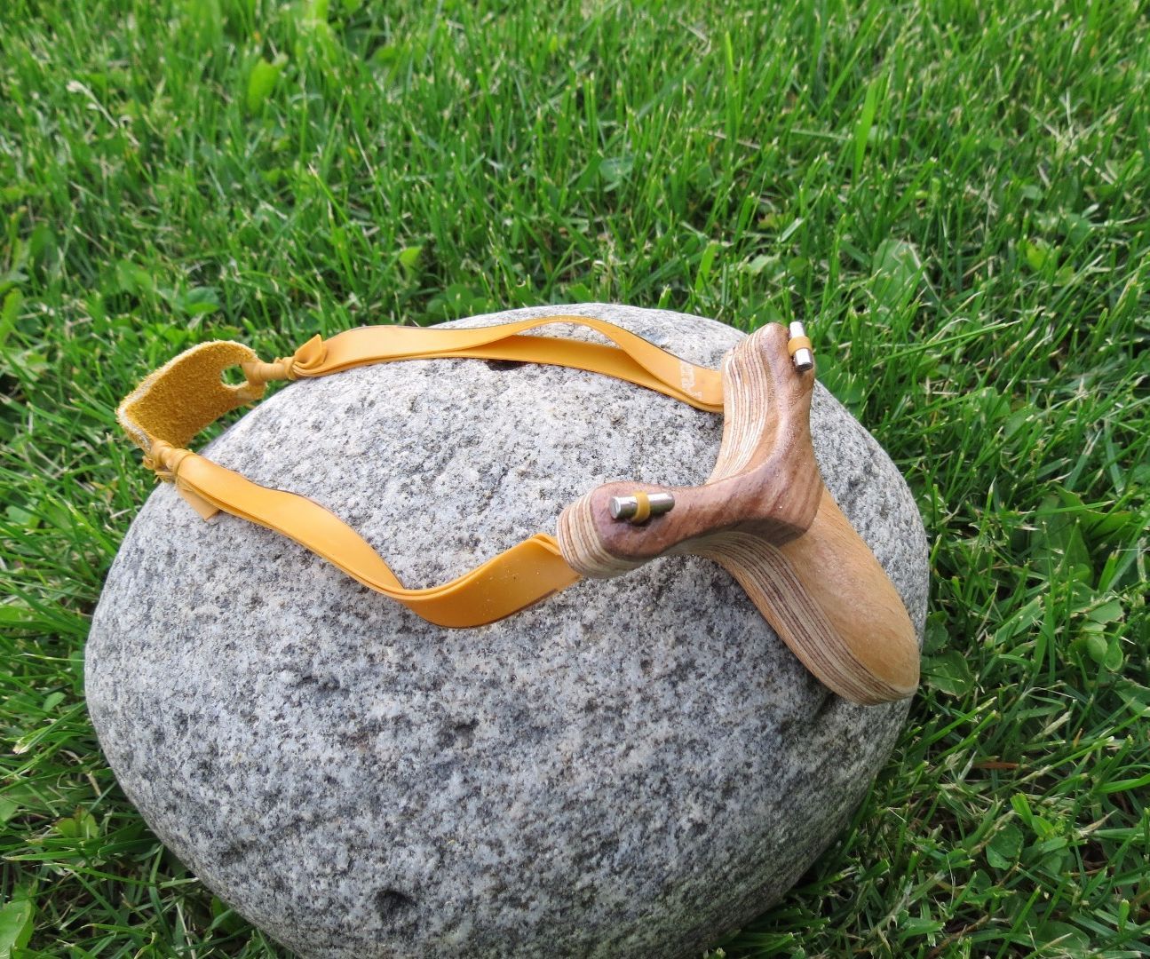 Mini Slingshot - Instructables