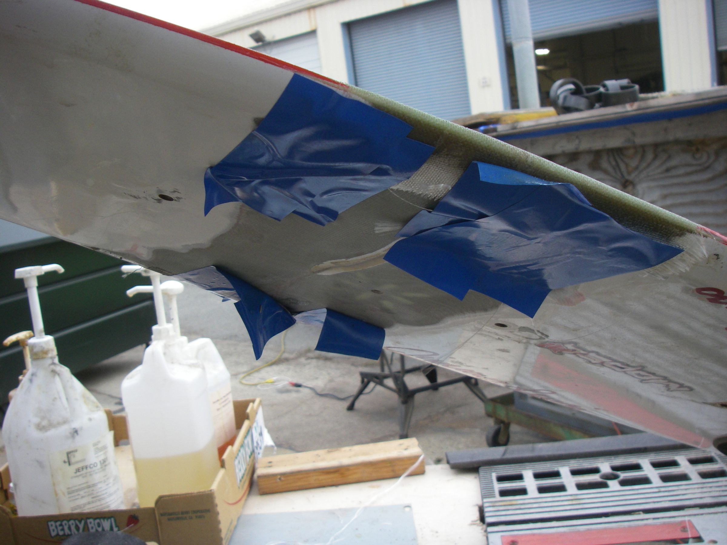 Fix a Very Broken Surf Board : 19 Steps (with Pictures) - Instructables