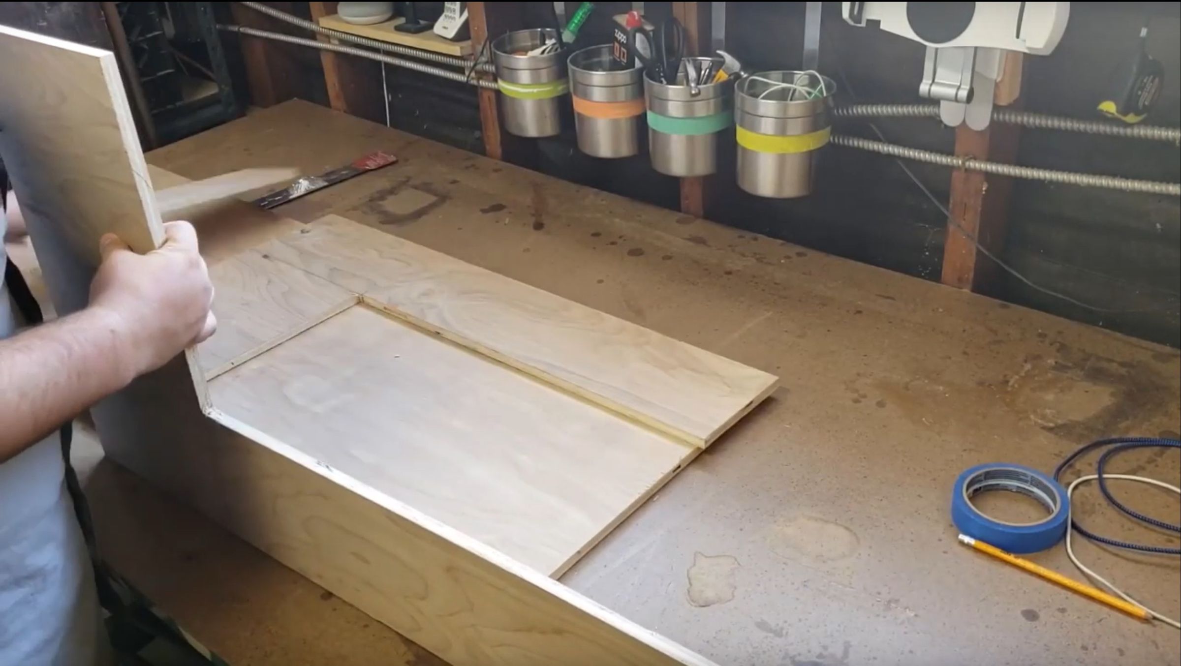 Rabbit Hay Feeder and Litter Box : 5 Steps - Instructables