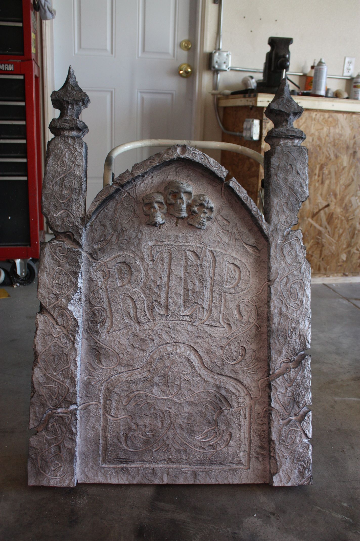 Home Made Grave Stones : 13 Steps (with Pictures) - Instructables