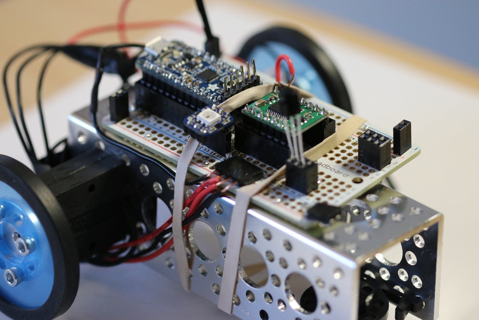 How To Make A 2 Wheeled Ir Controlled Arduino Compatible Robot 5