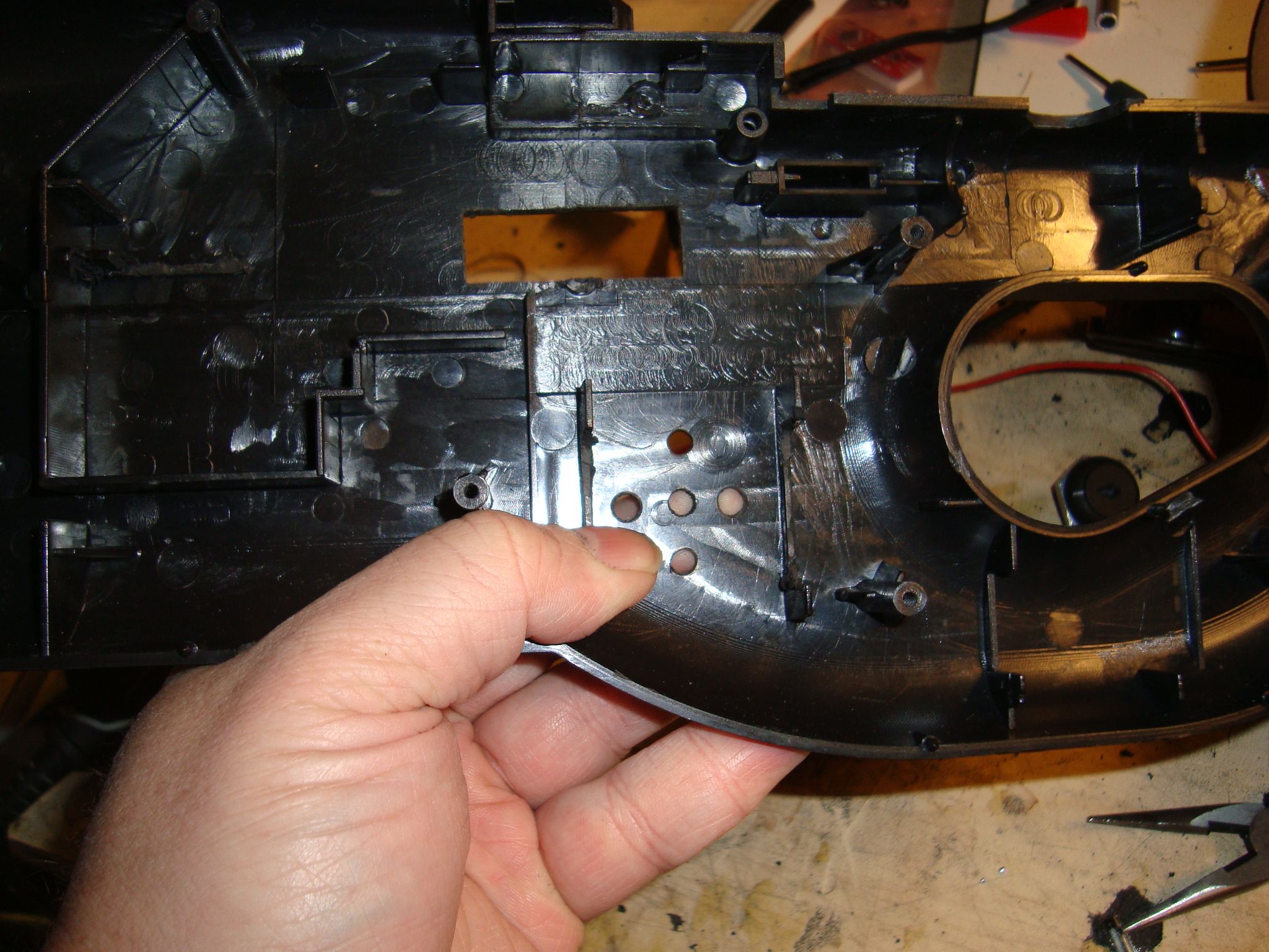 Conversion of Cheap Airsoft P90 to Miles Laser Tag. : 20 Steps (with ...