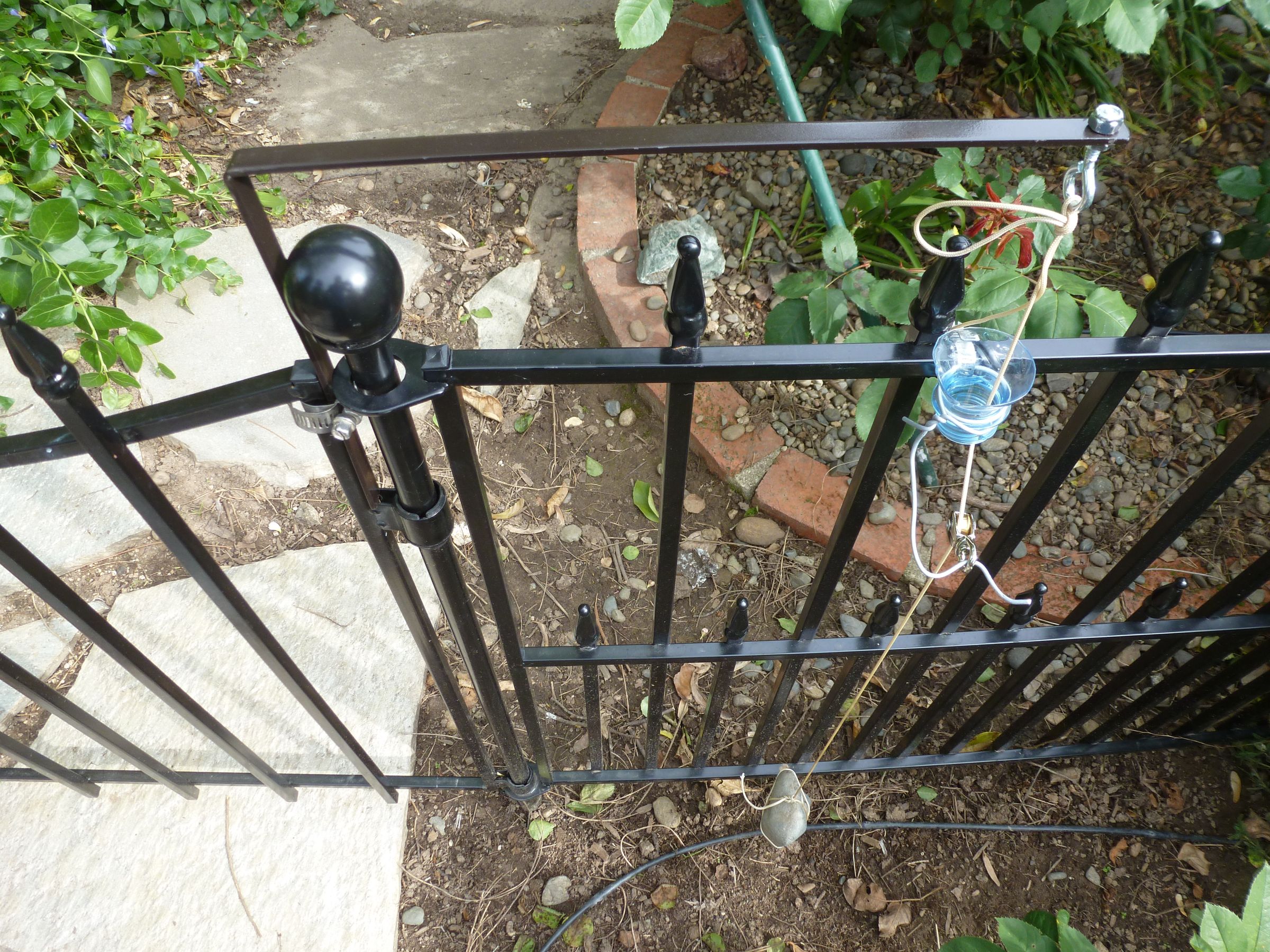 Automatic Double-Gate Closer : 5 Steps - Instructables