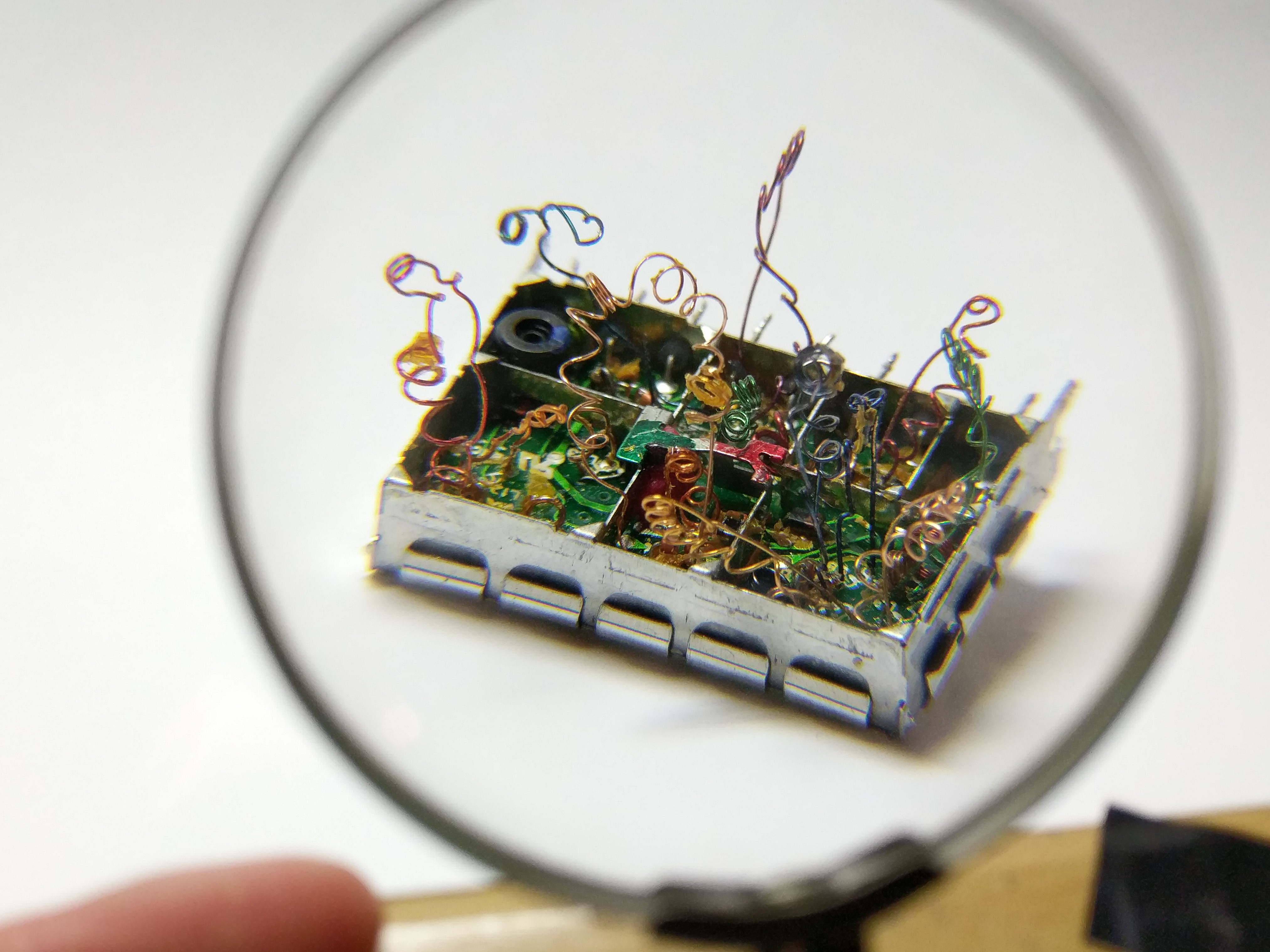 Amazing Modern Art From Broken Electronics : 7 Steps (with Pictures ...