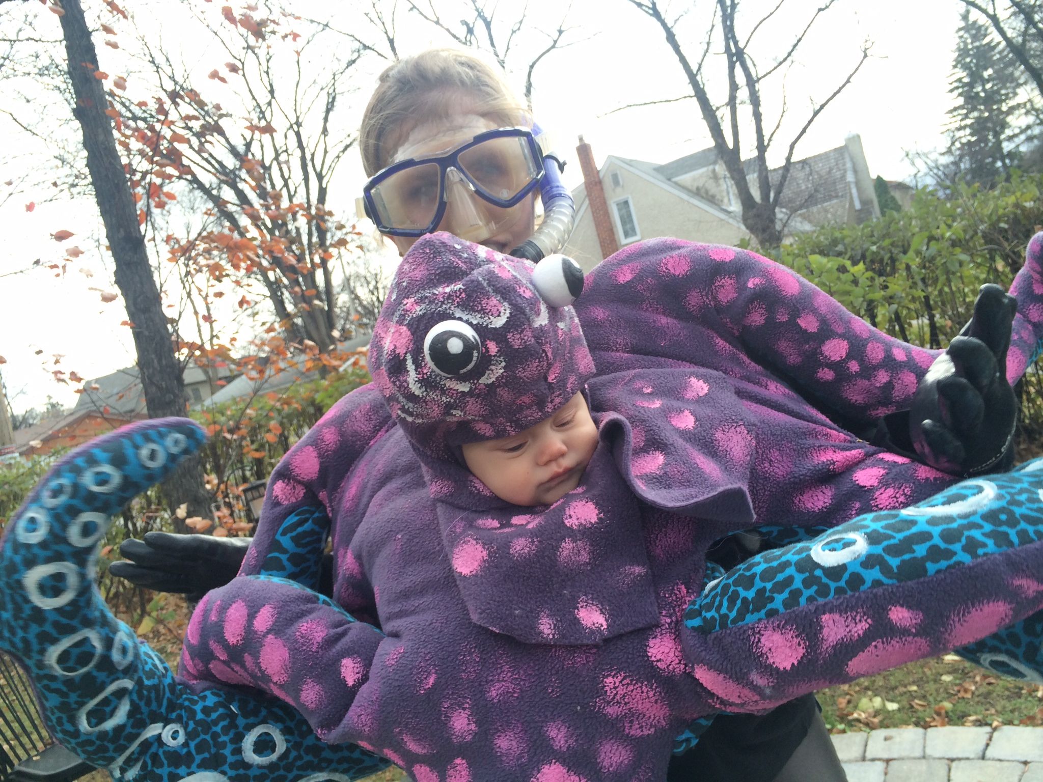 Baby Octopus Costume - Moving Tentacles : 5 Steps (with Pictures ...