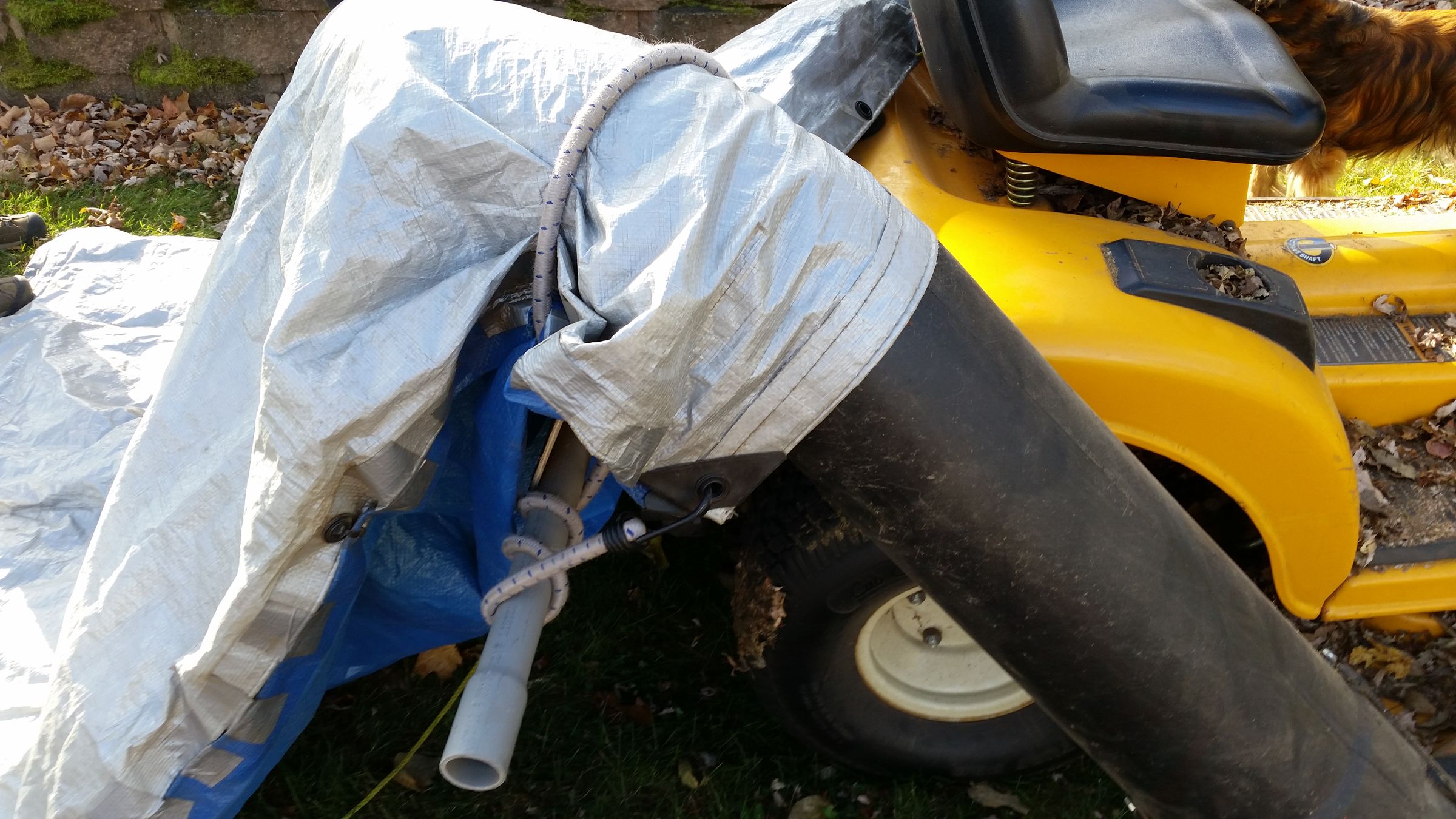 Tarp Leaf Bagging System : 5 Steps (with Pictures) - Instructables