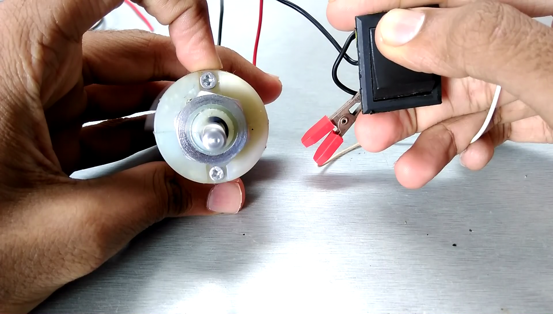 How to #3 - Control Direction of a DC Motor : 4 Steps (with Pictures ...