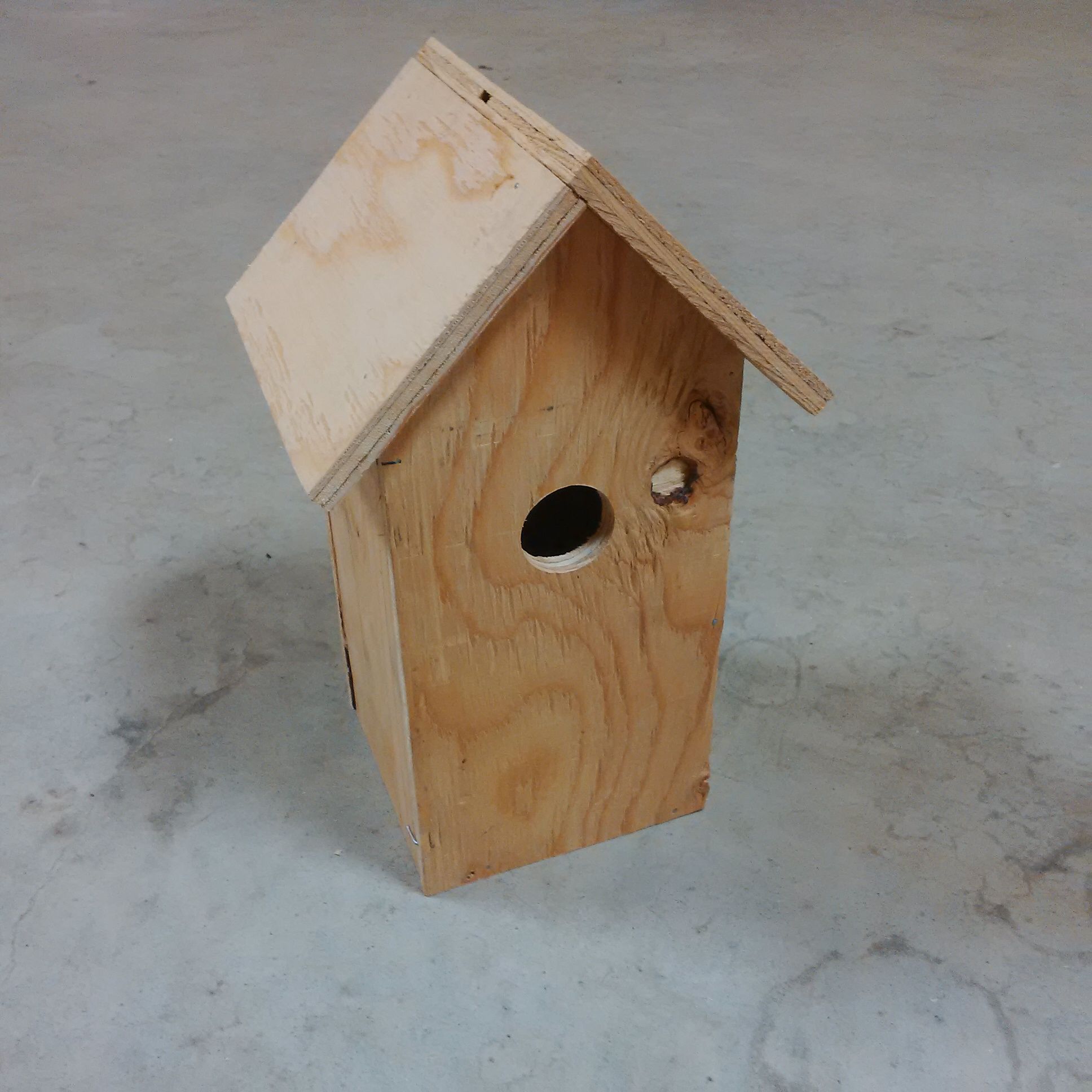How to Build a Birdhouse : 7 Steps (with Pictures) - Instructables