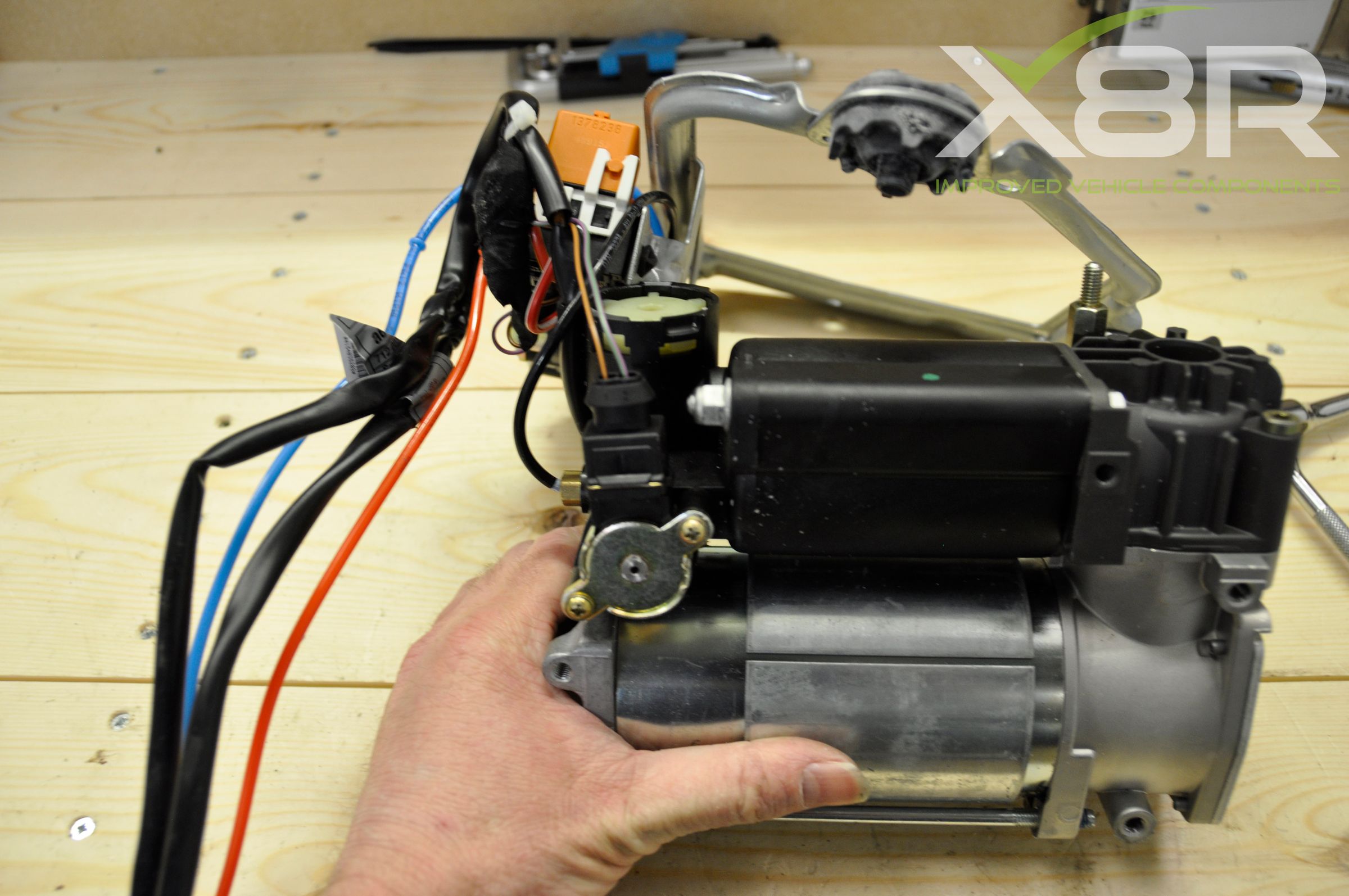 BMW X5, 5 & 7 Series Air Suspension Compressor Removal : 5 Steps ...