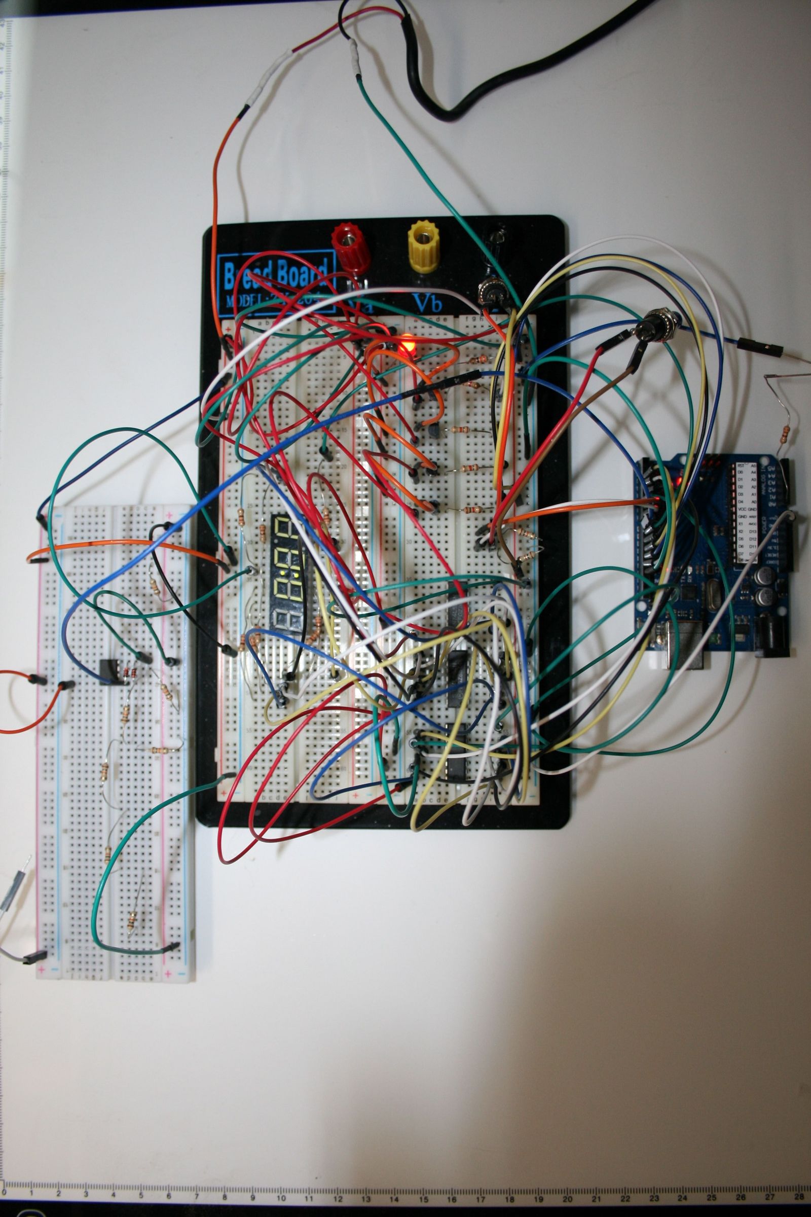 Arduino Digital Clock Synchronized by the 60Hz Power Line : 8 Steps (with Pictures) - Instructables