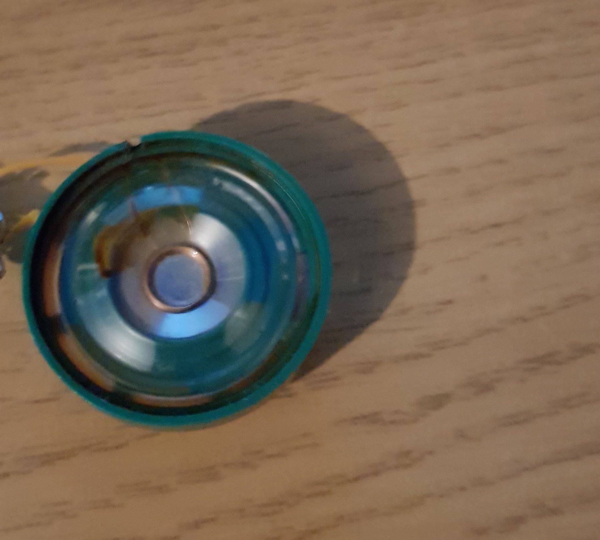 How to Renovate and Use a Mini Speaker : 4 Steps - Instructables