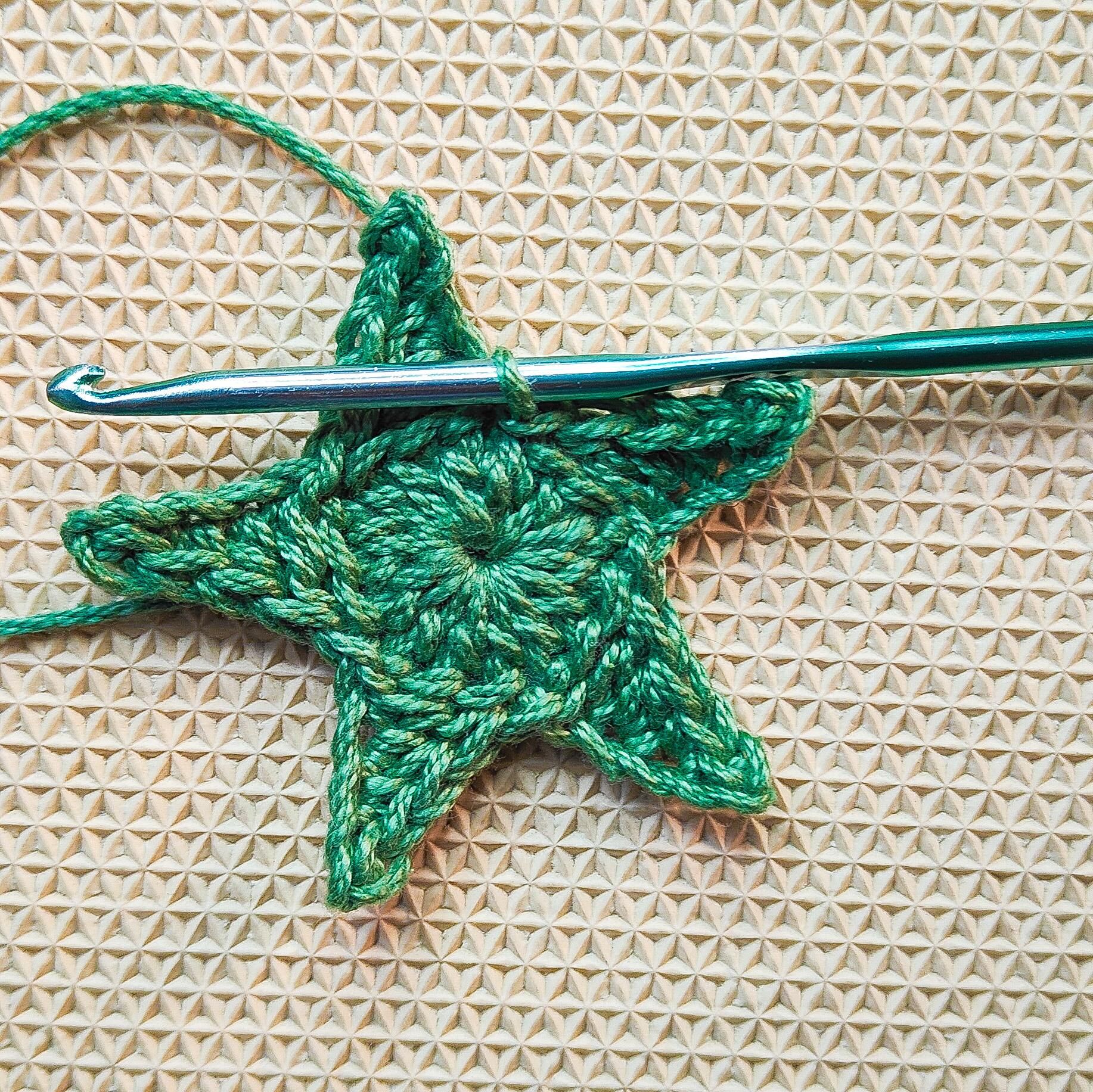 Easiest and Fastest Five Pointed Crochet Star (with Pictures ...