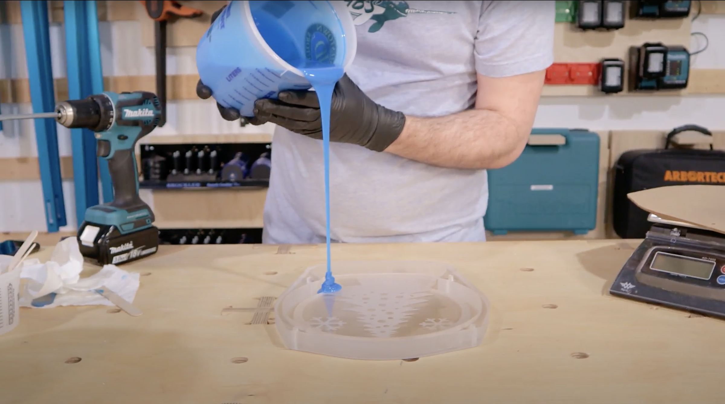 Advanced Silicone Mold Making Techniques for Epoxy Casting : 4 Steps ...