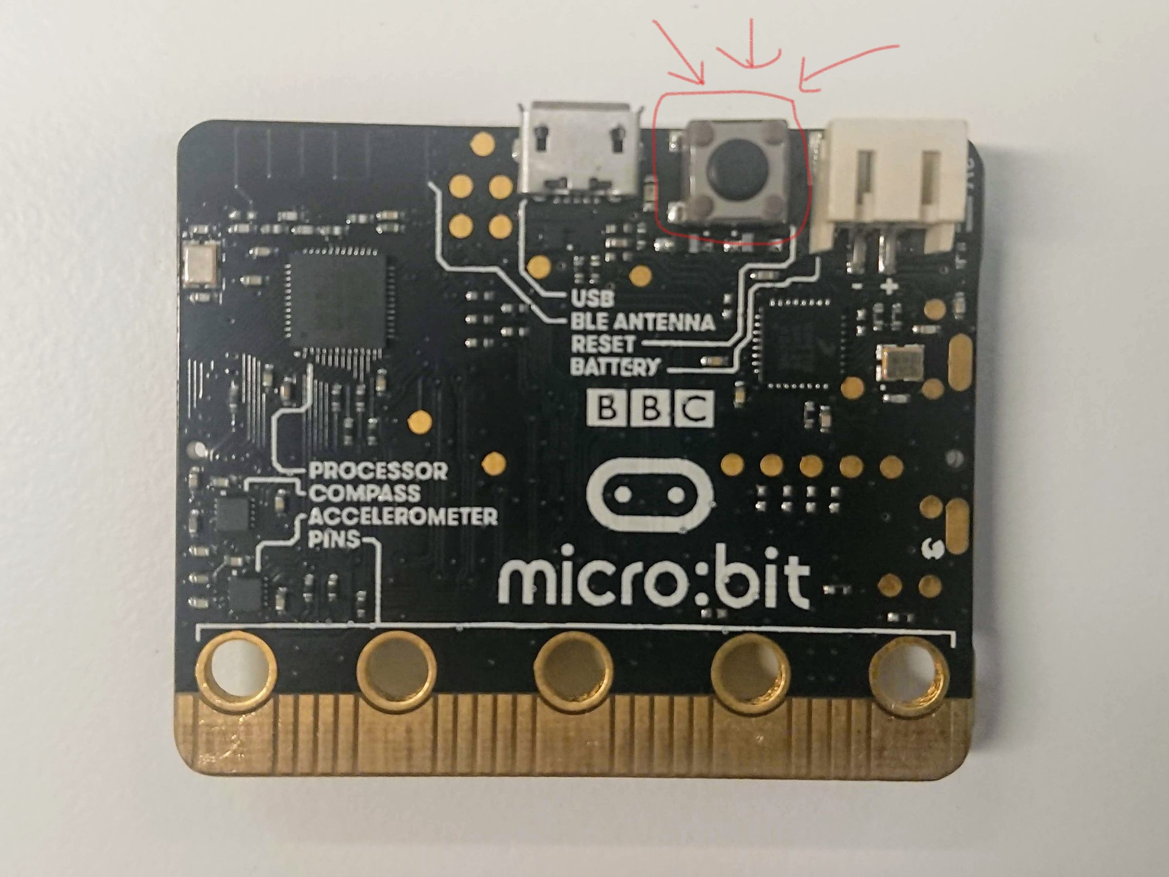 Programming a Micro:Bit Robot & Joystick:Bit Controller With ...