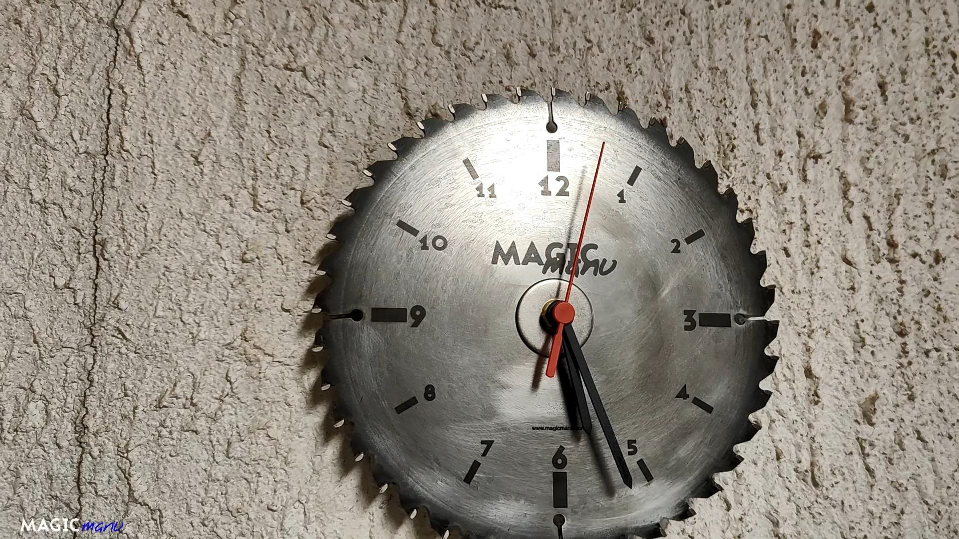 A Clock With a Laser Engraved Saw Blade : 11 Steps (with Pictures ...