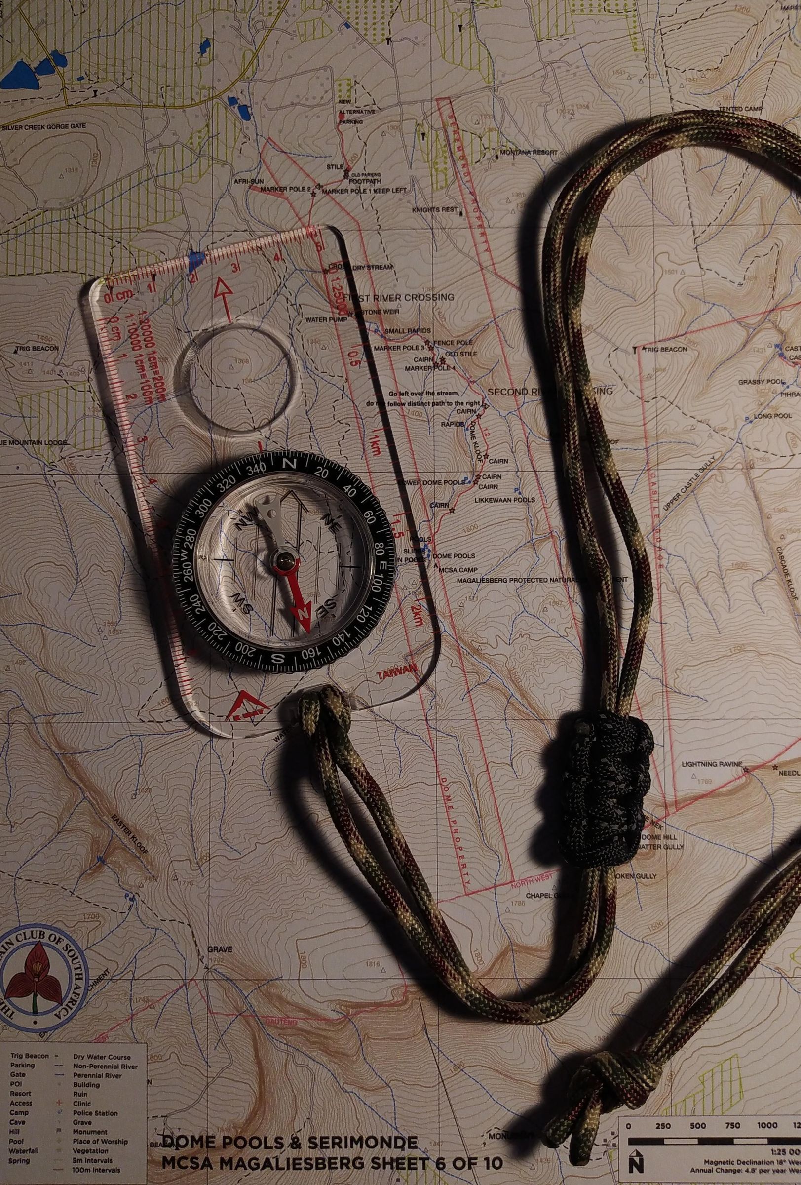 Paracord Compass Lanyard - Instructables