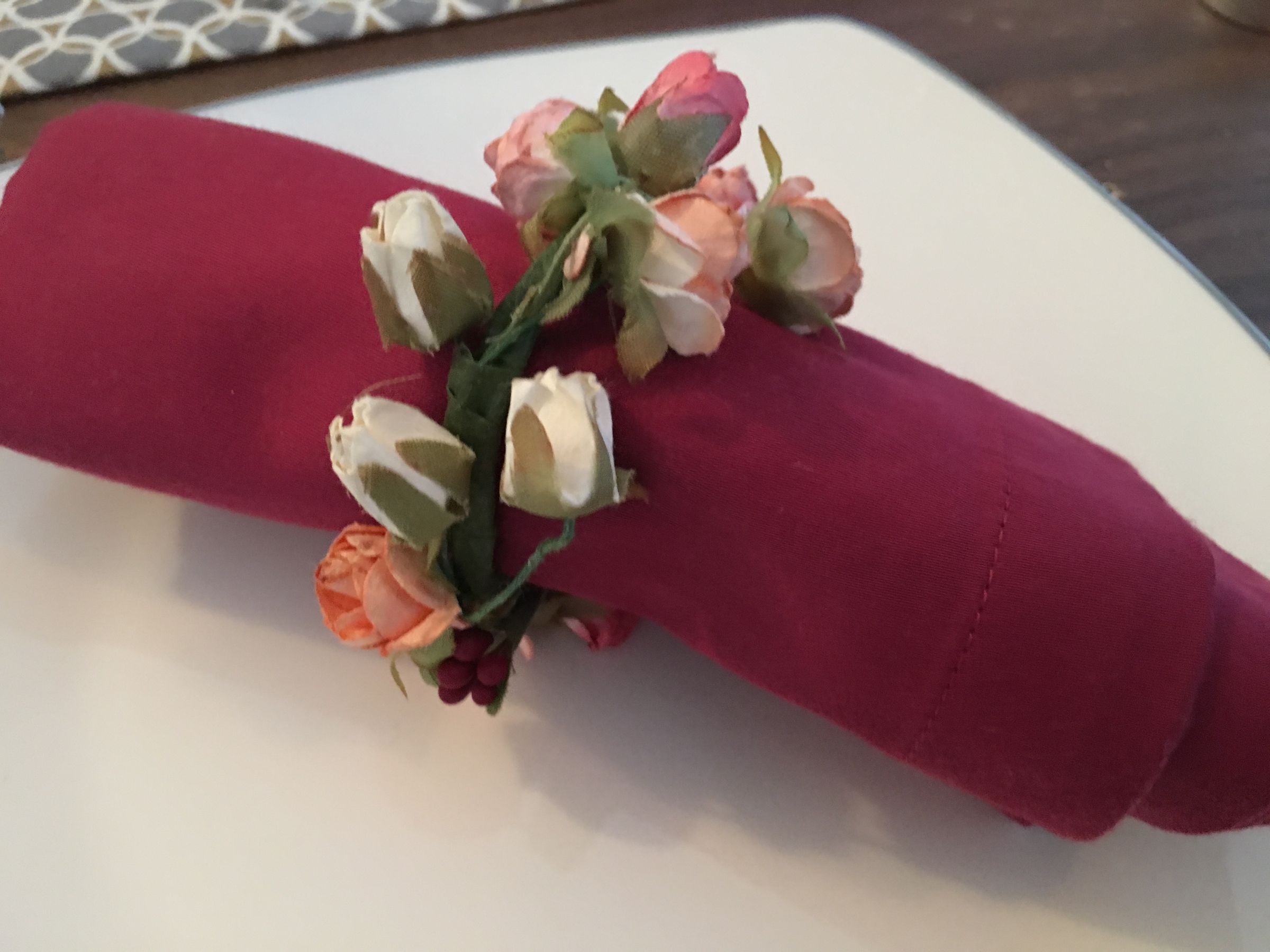 Floral Napkin Ring : 7 Steps (with Pictures) - Instructables