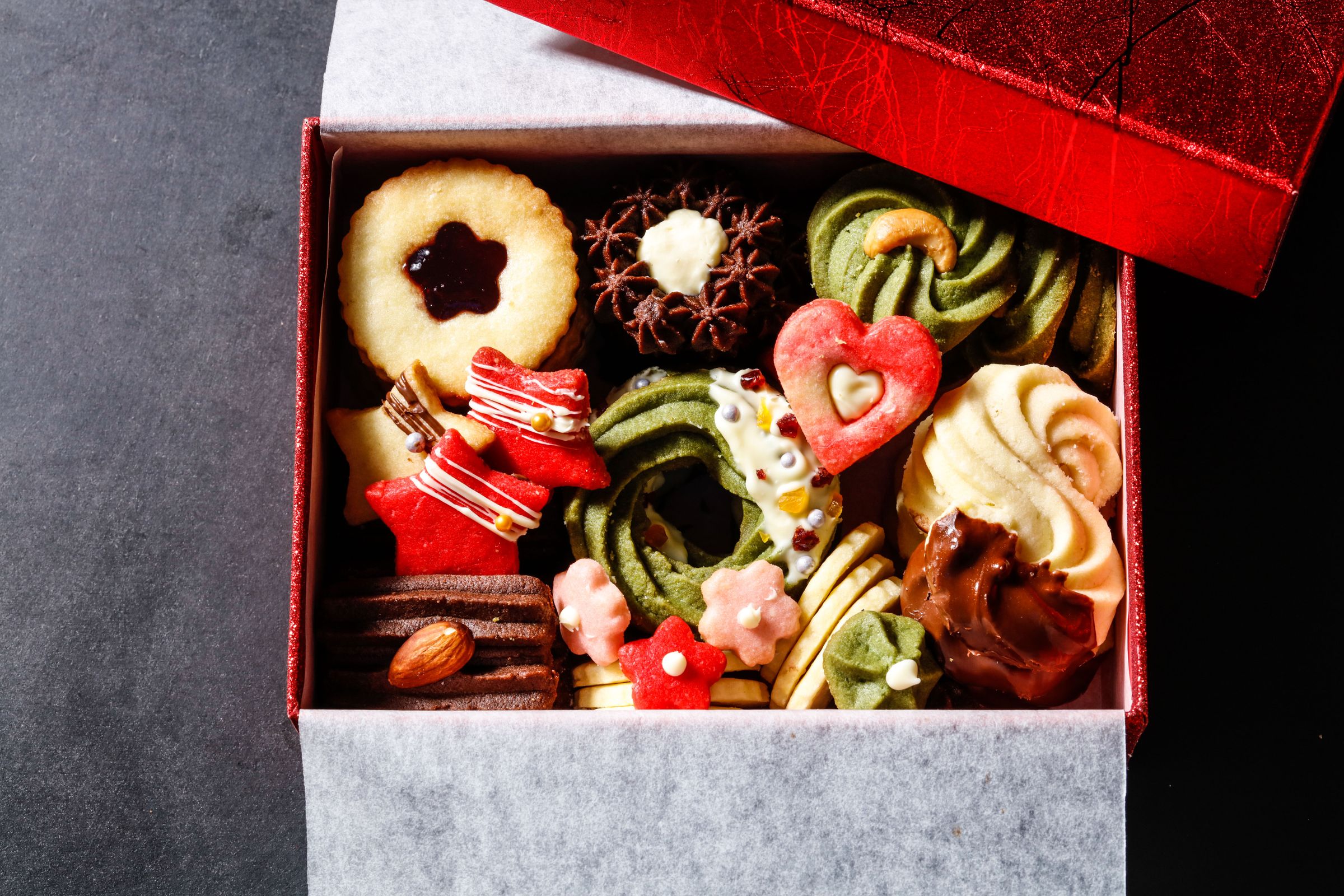 ONE DOUGH Holiday Cookie Gift Box : 10 Steps (with Pictures ...