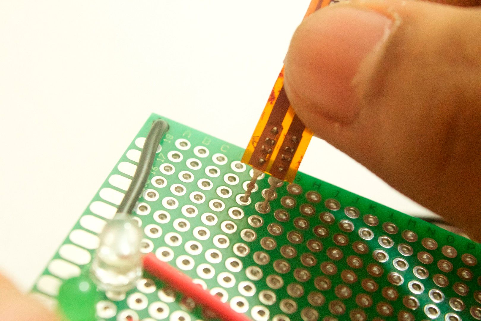 LinkIt One Flex Sensor : 6 Steps - Instructables