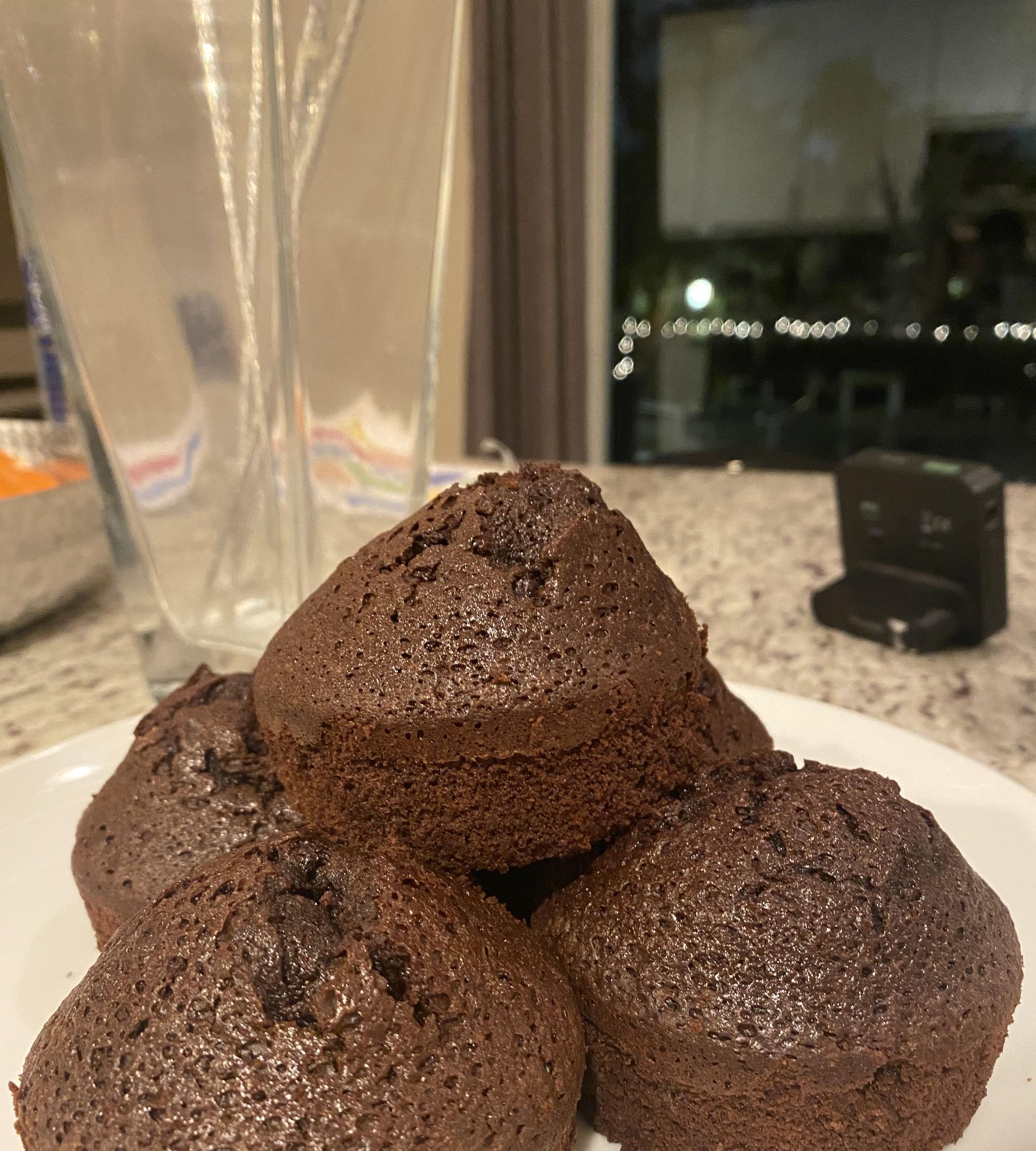 Chocolate Cupcakes : Fast, Easy and Delicious! : 6 Steps (with Pictures ...
