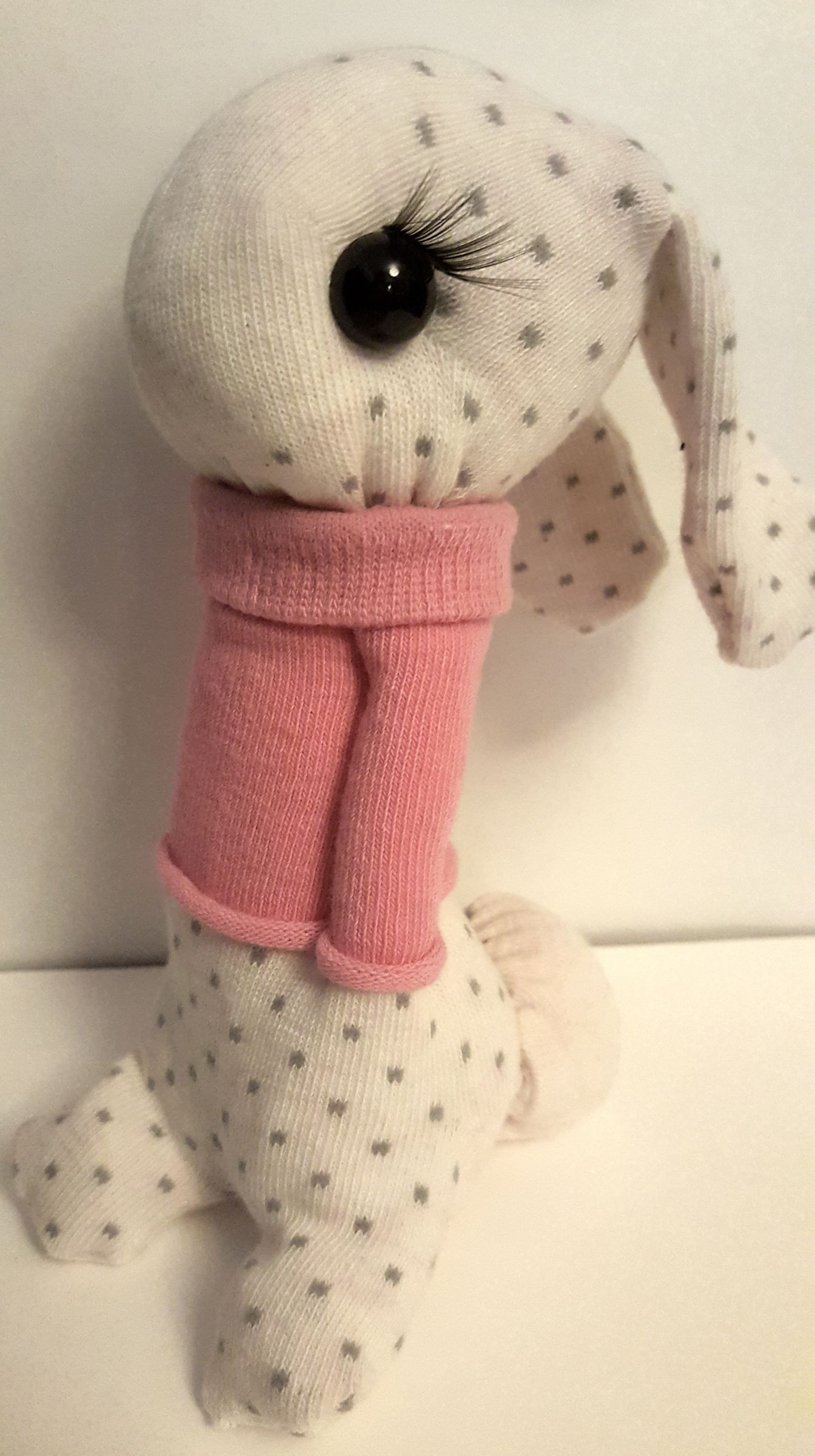 Bunny Out of Socks : 11 Steps (with Pictures) - Instructables