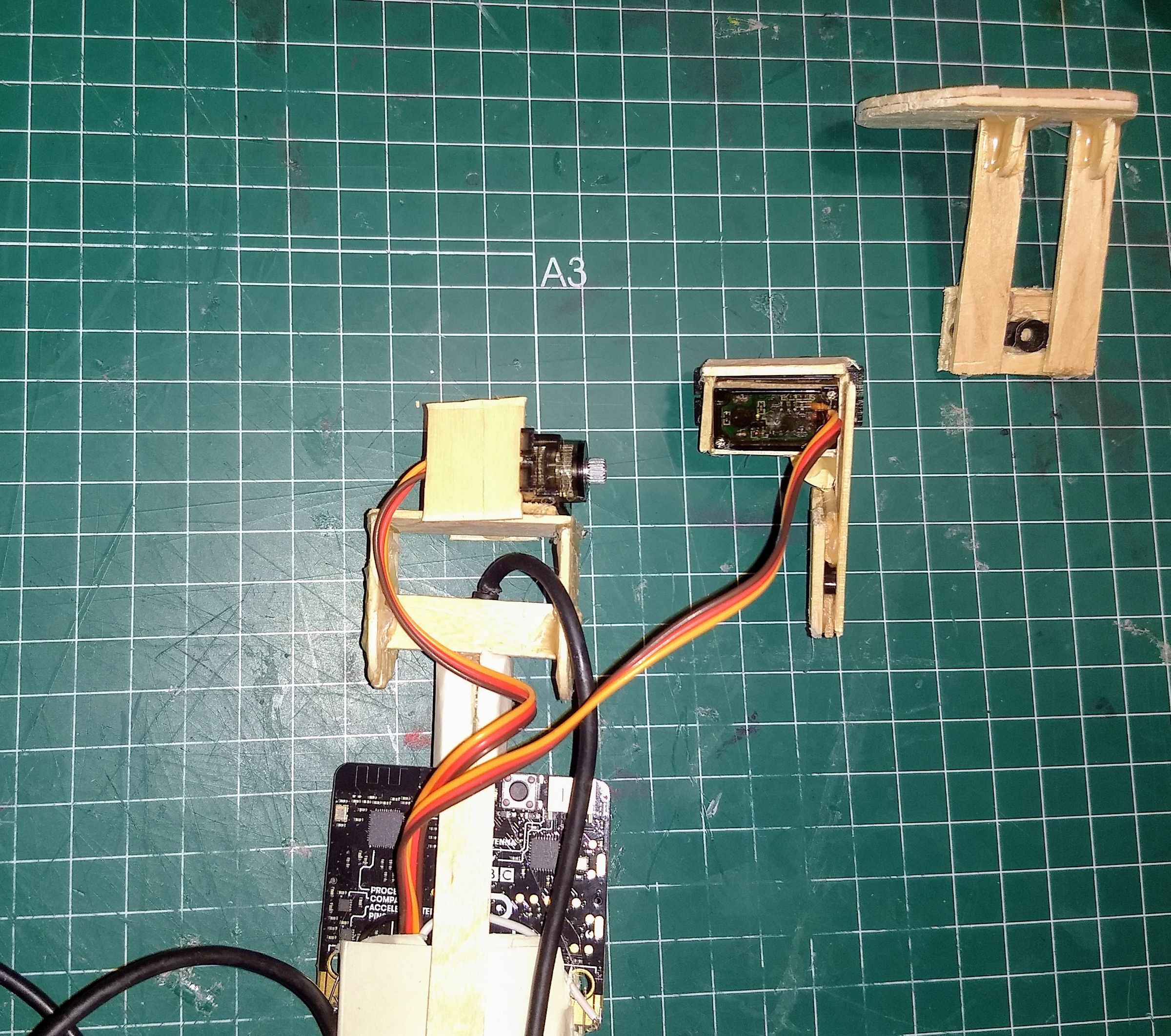 Simple Gimbal With Micro:bit and 2 Servos : 4 Steps - Instructables
