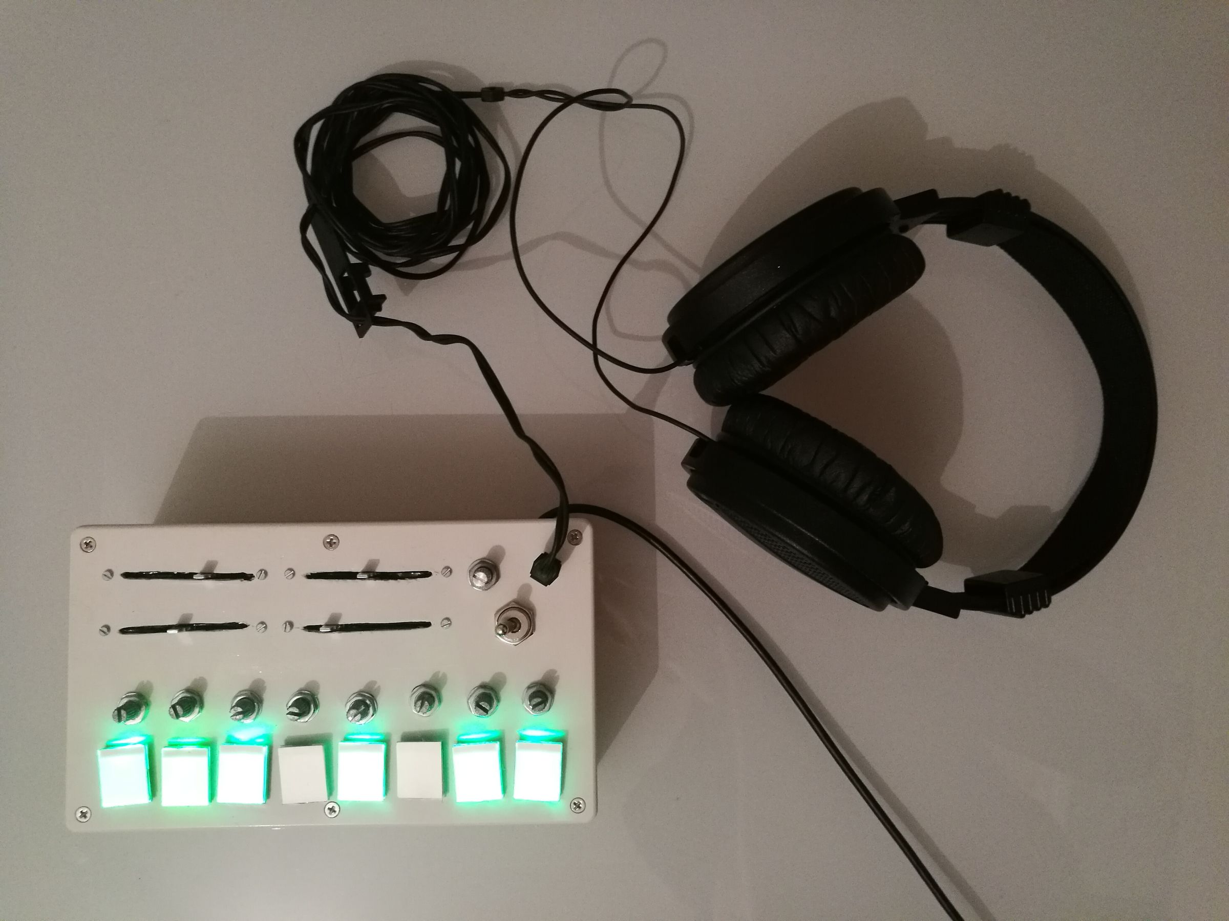 Turn Your Arduino Into a 4 Voice Wavetable Synth With Only a Few ...