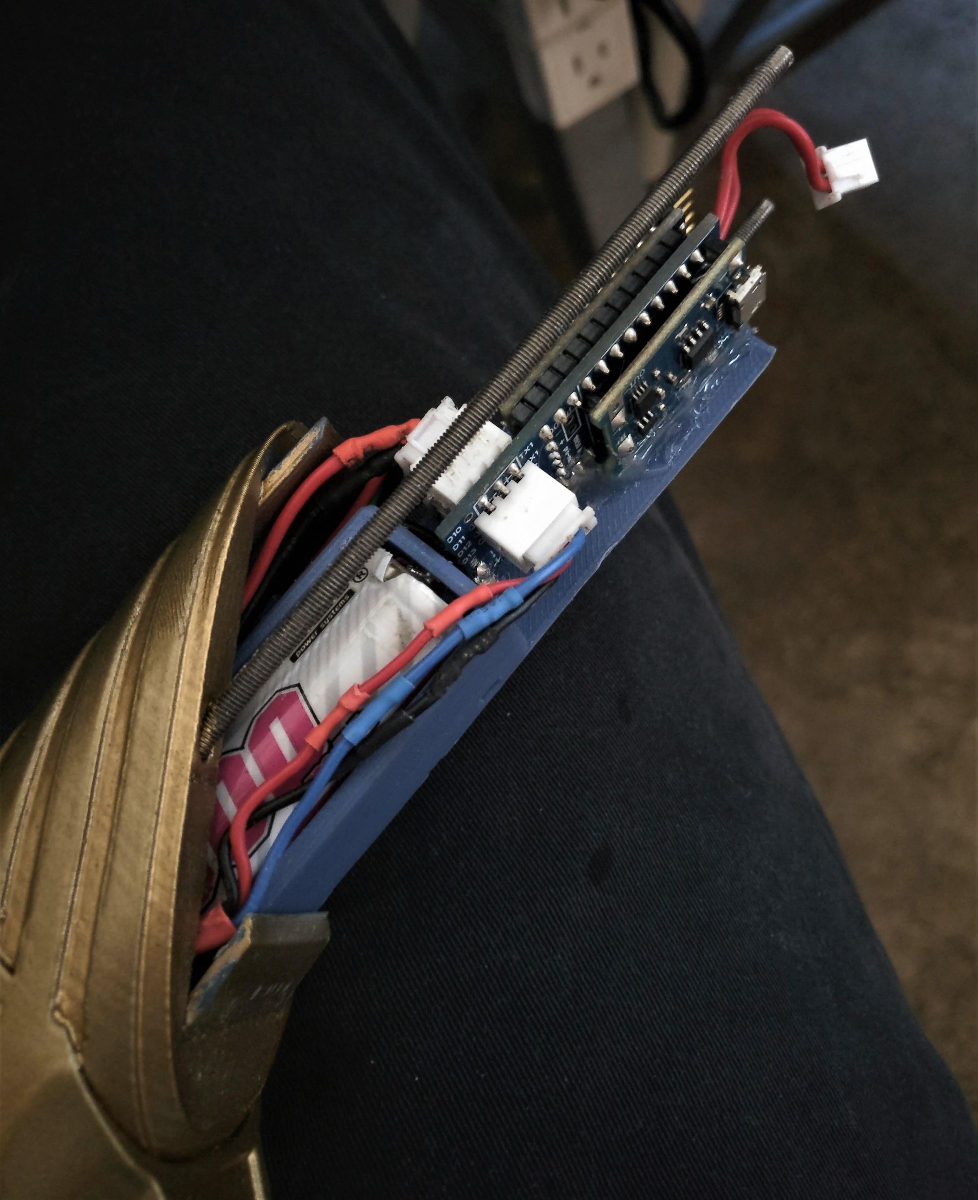 Neopixel RGB LED Sword Prop : 33 Steps (with Pictures) - Instructables