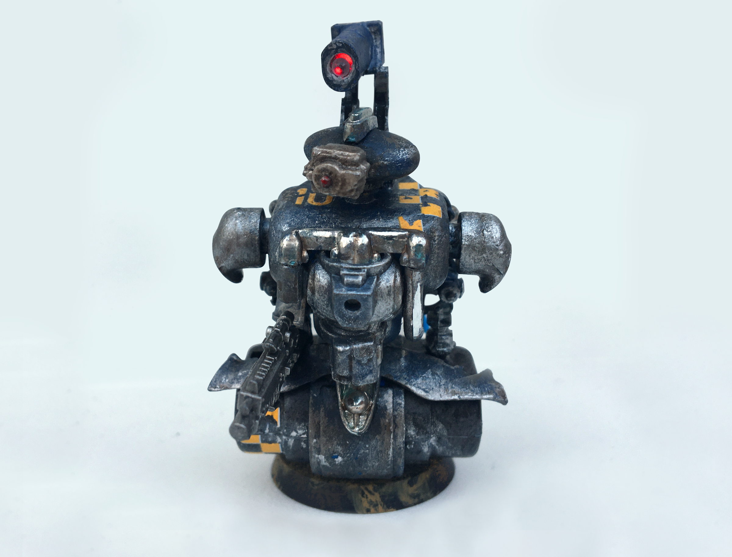 Kitbashing a Tabletop Model Robot : 5 Steps (with Pictures) - Instructables