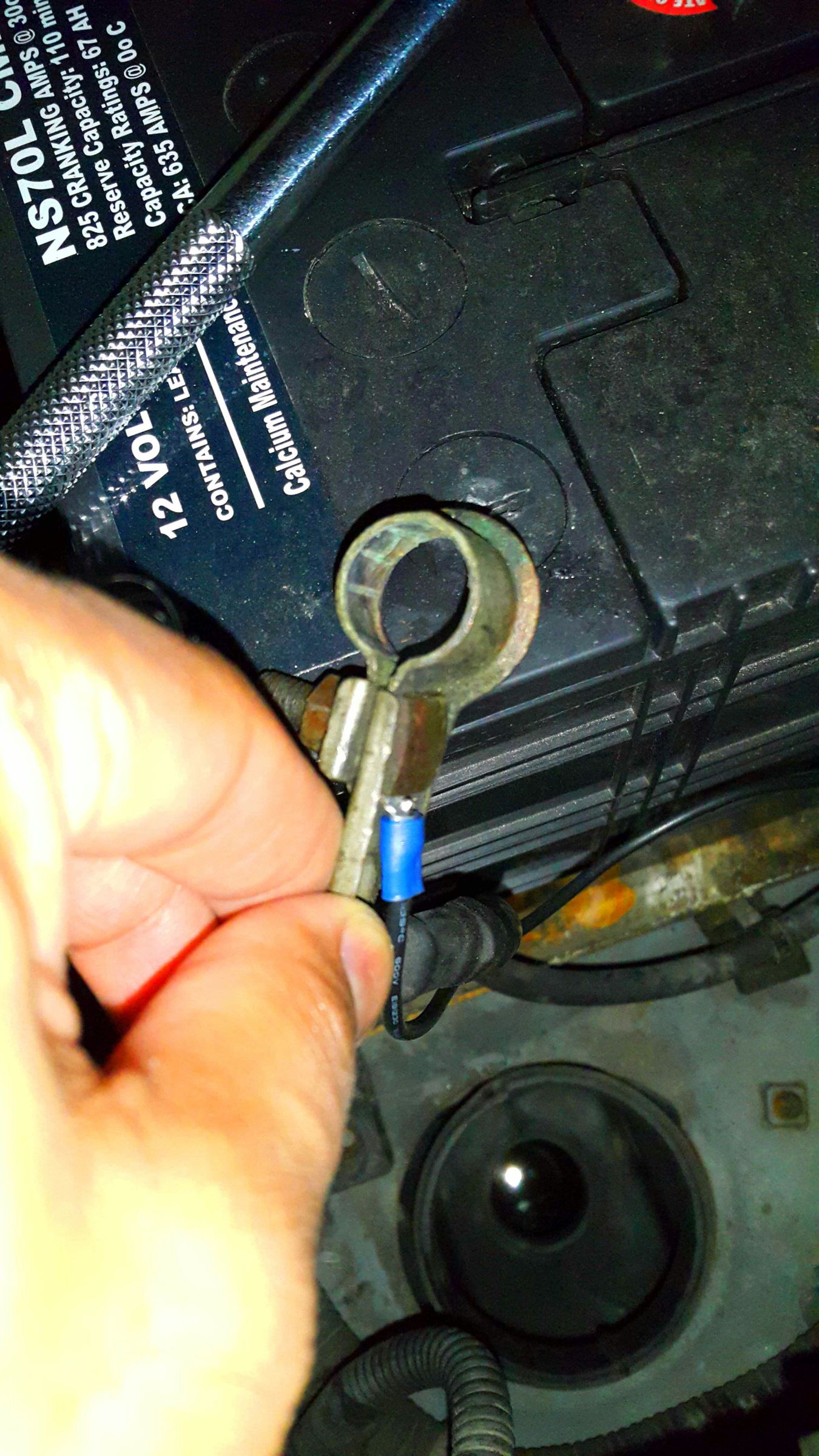 Replacing a Map Sensor (Hyundai Trajet/sonata) : 3 Steps - Instructables