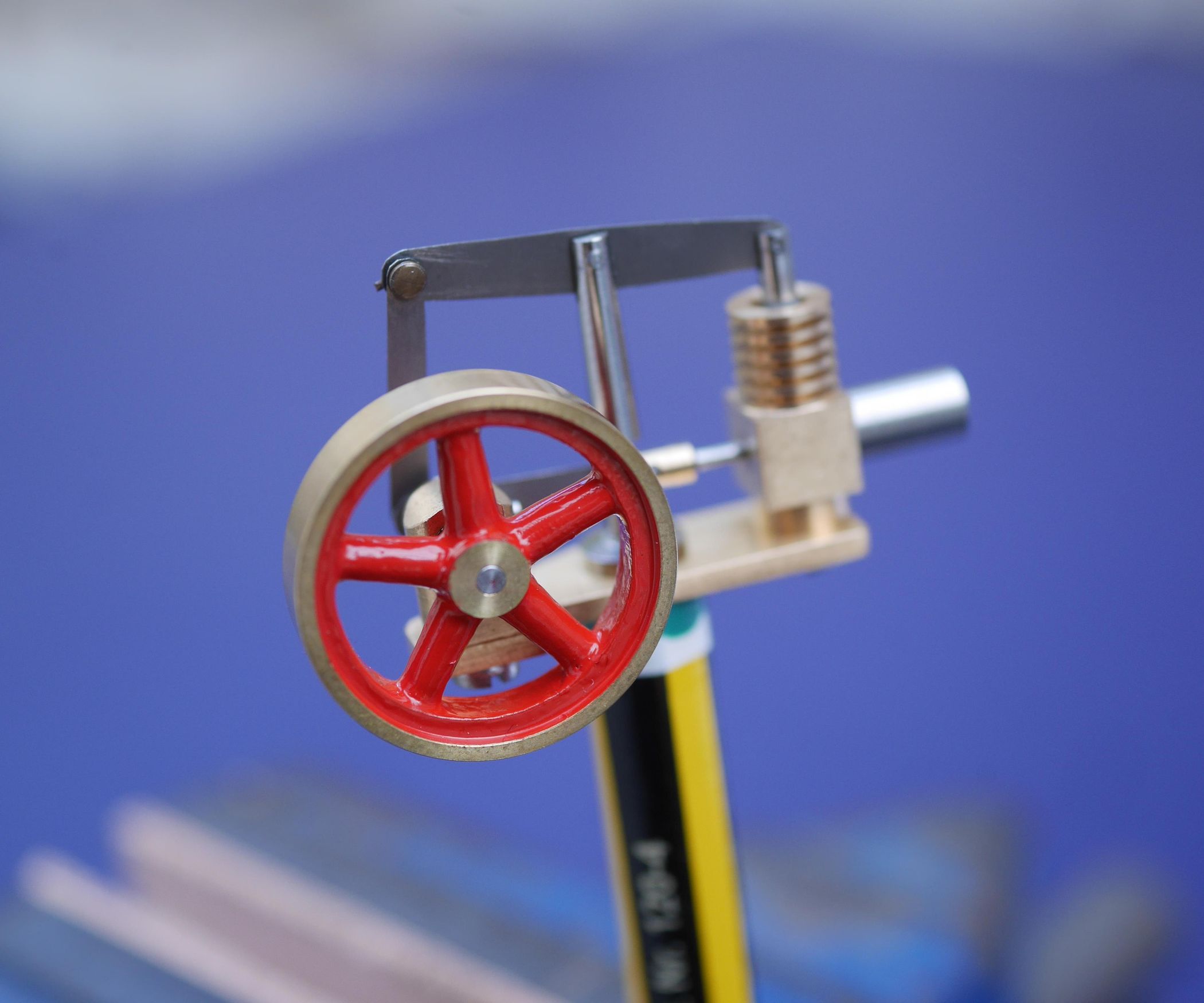 A Miniature Beam Stirling Engine : 11 Steps (with Pictures) - Instructables
