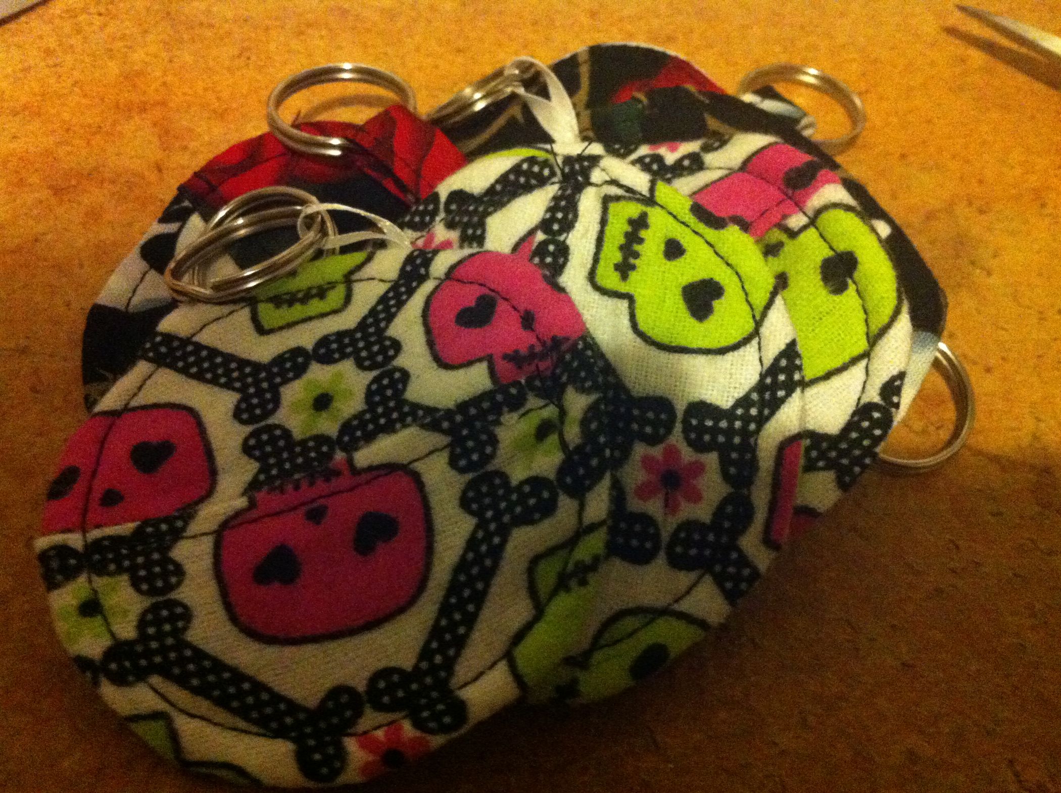 Circular Pocket Key Chains : 7 Steps - Instructables