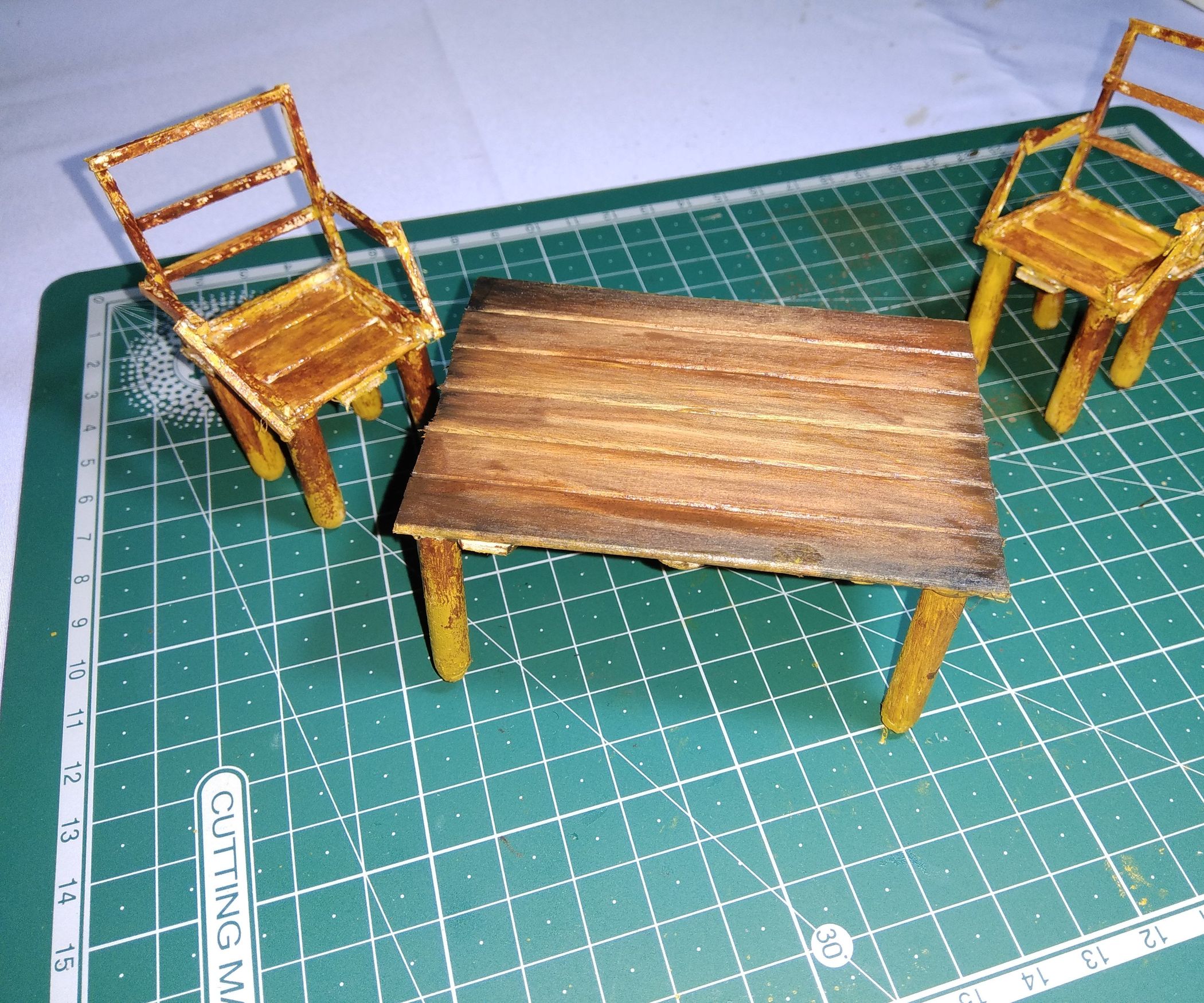 Wow!! Amazing Mini Table and Chair Set. : 7 Steps - Instructables