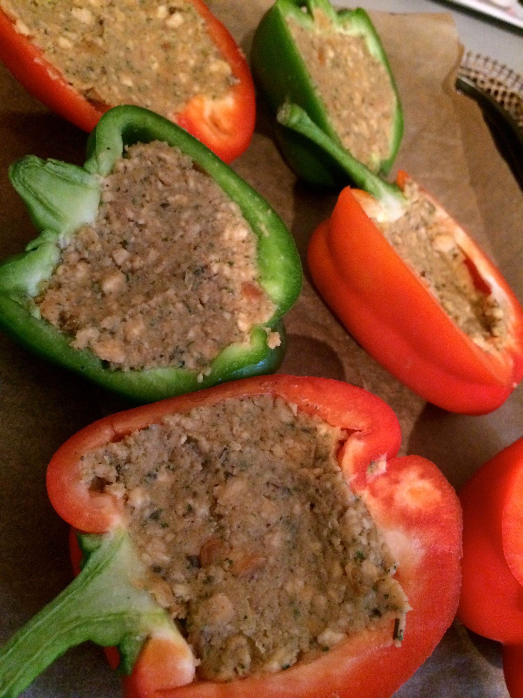 CHEESY STUFFED PEPPER BOATS : 5 Steps - Instructables