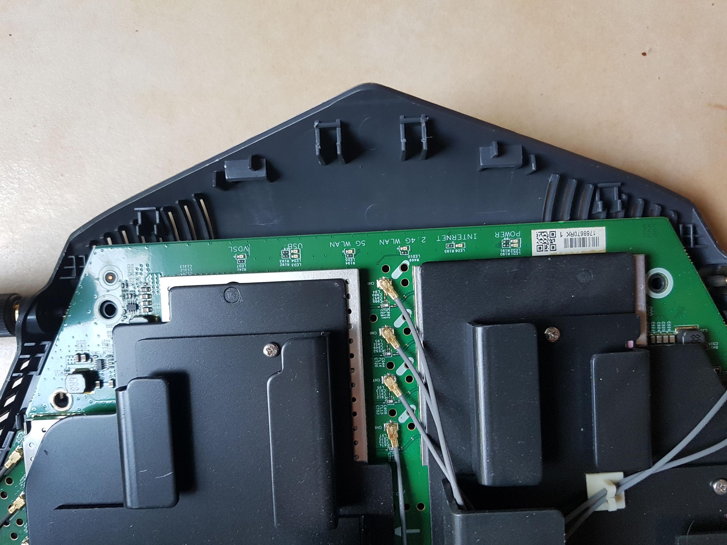 Disassemble and Mod the D-Link DSL-5300 COBRA AC5300 Wave 2 MU-MIMO Wi ...