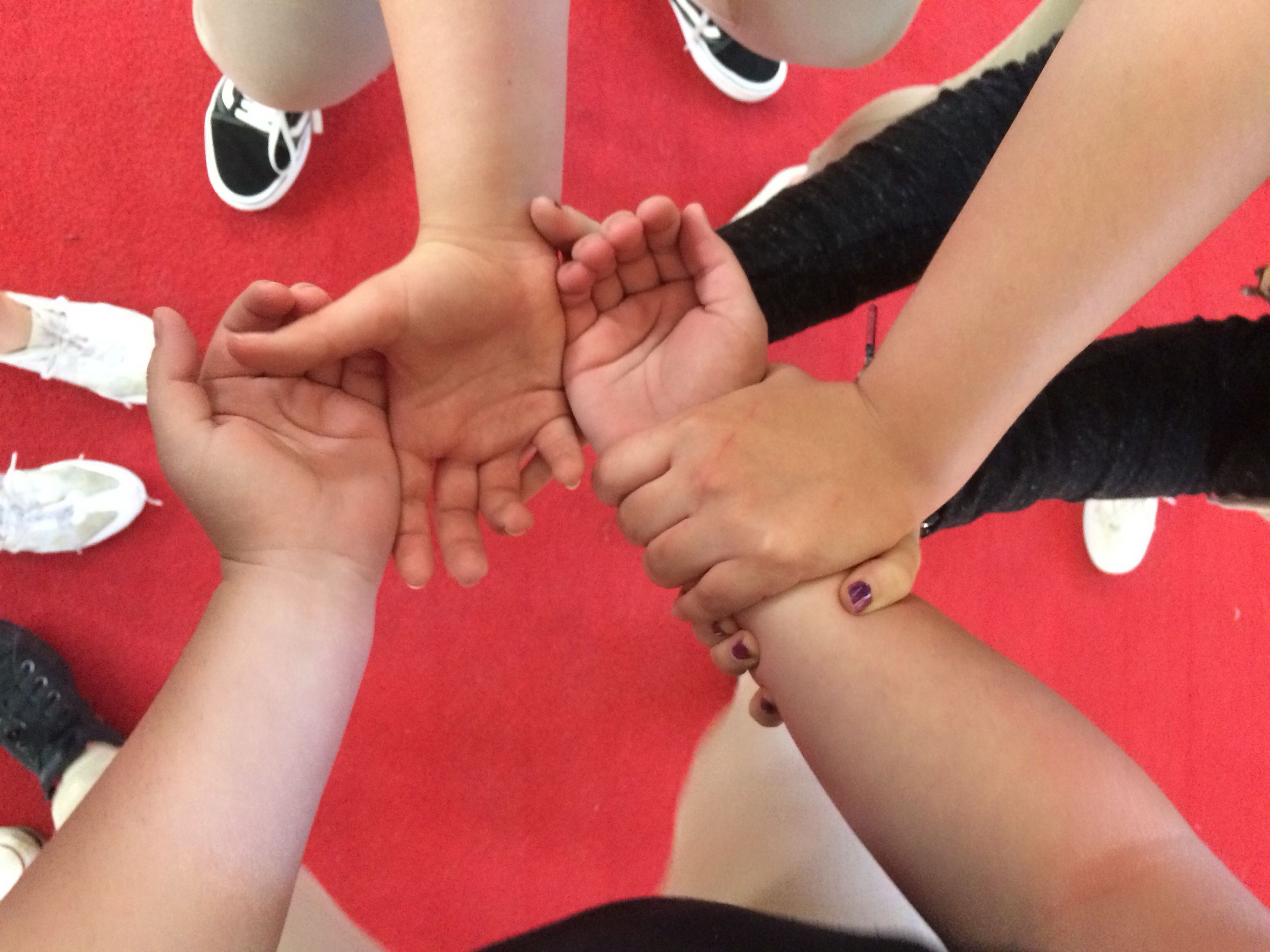 Cheer Stunt : 6 Steps - Instructables
