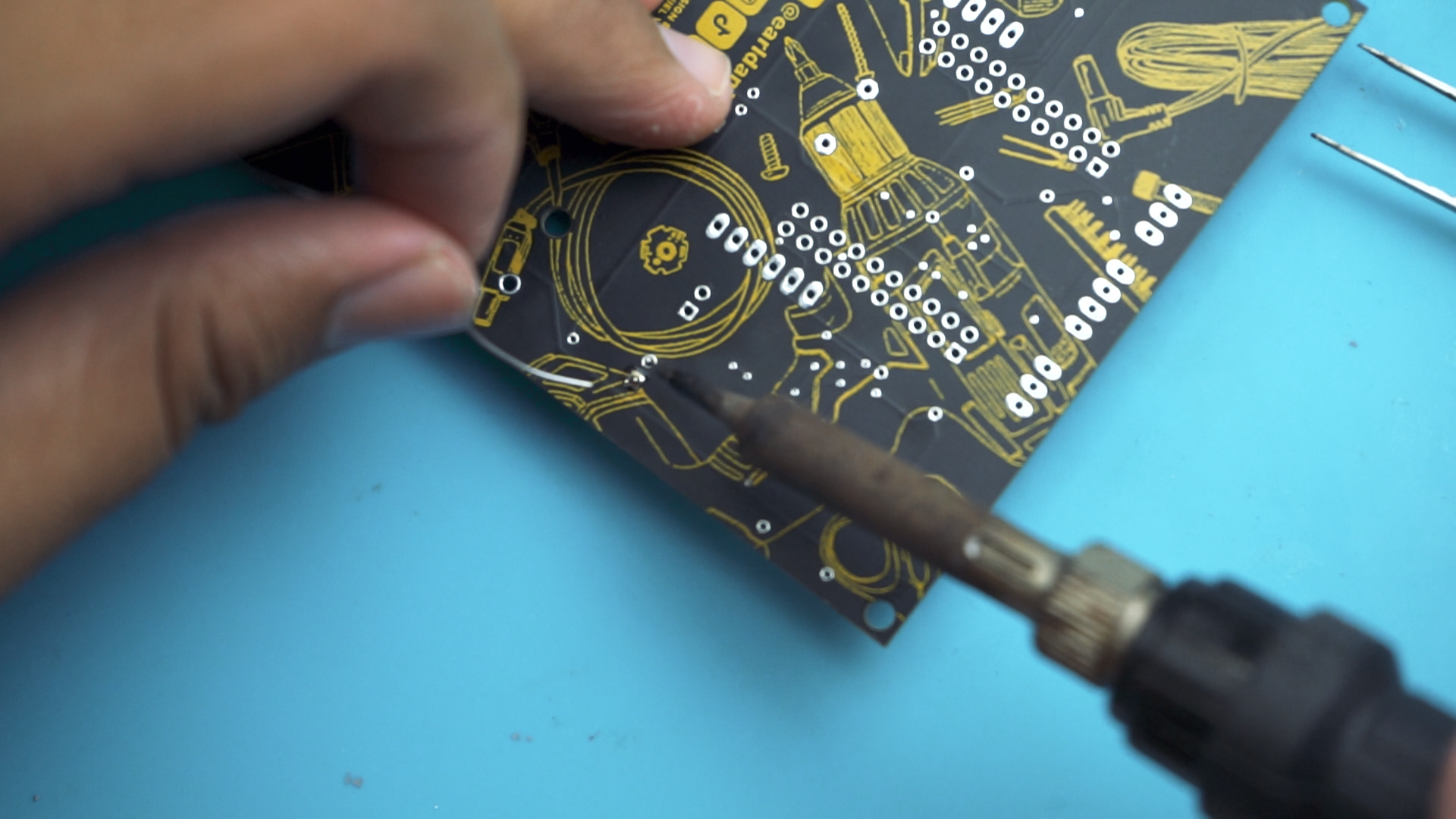 MechaMaven: the Educational Robot Explorer : 15 Steps (with Pictures) - Instructables