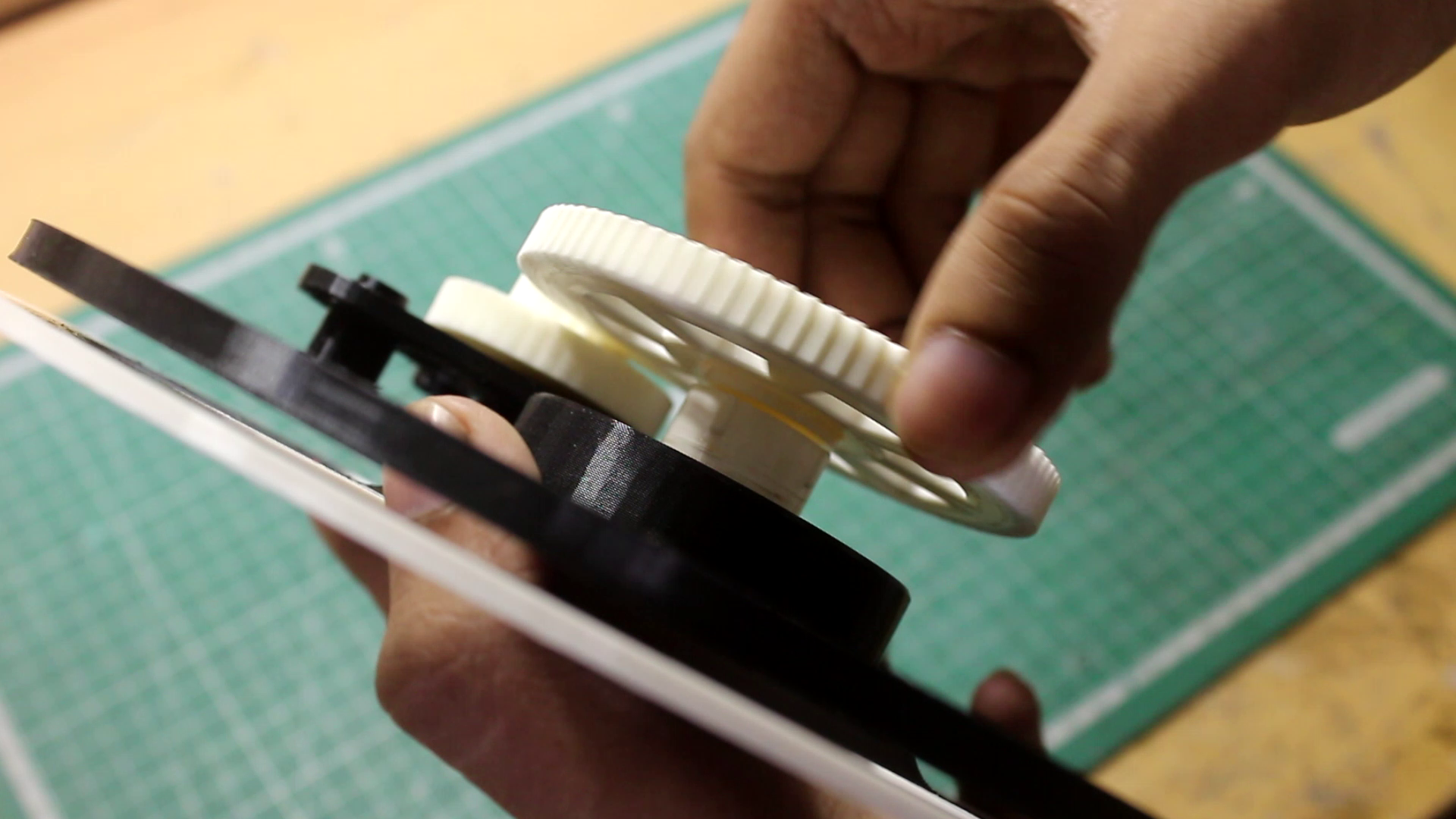 Electronic Turntable With Perfectly Over Engineered Design : 26 Steps ...