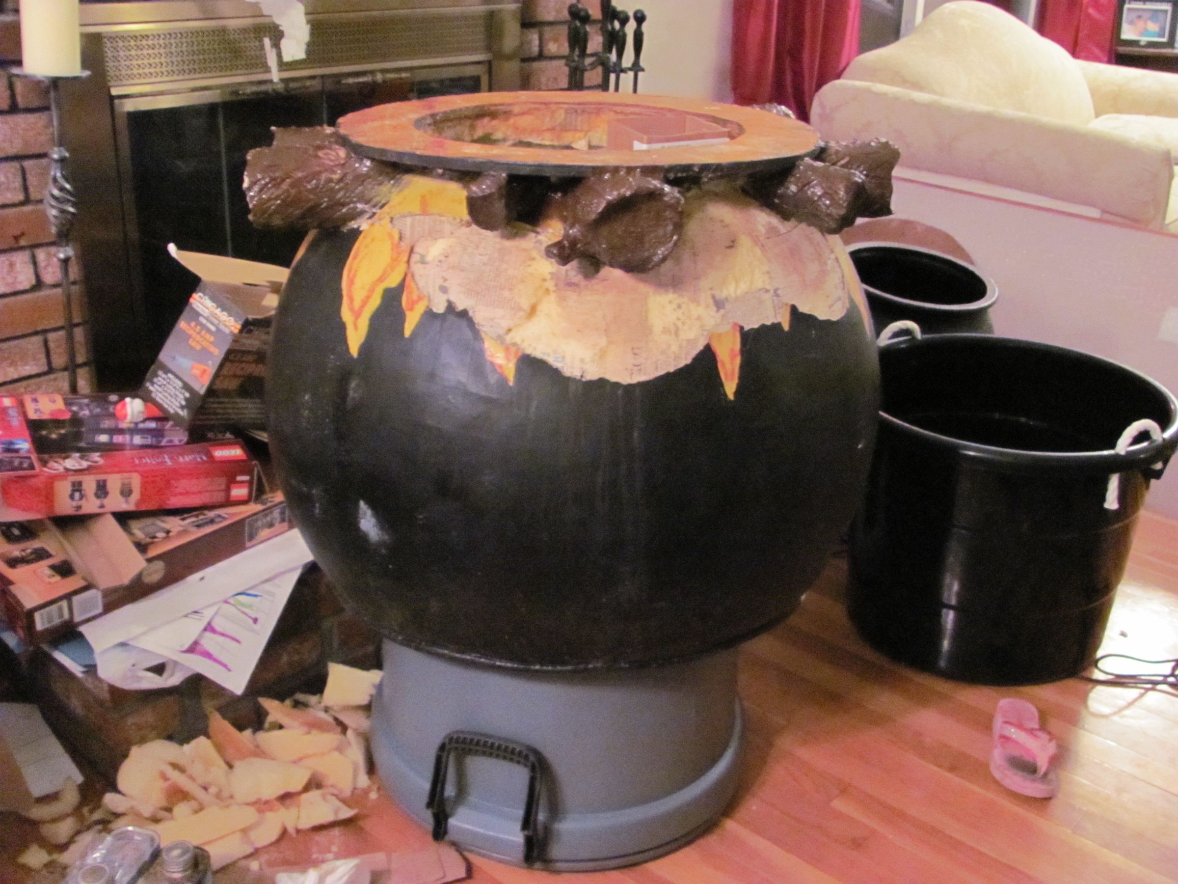 Full Size Haunted Cauldron With Fog : 9 Steps (with Pictures ...