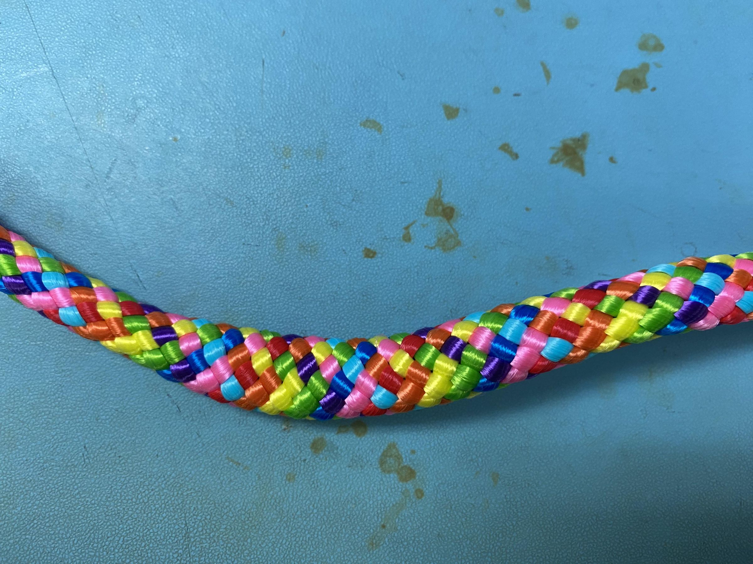 Rainbow Paracord Guitar Cable : 8 Steps (with Pictures) - Instructables