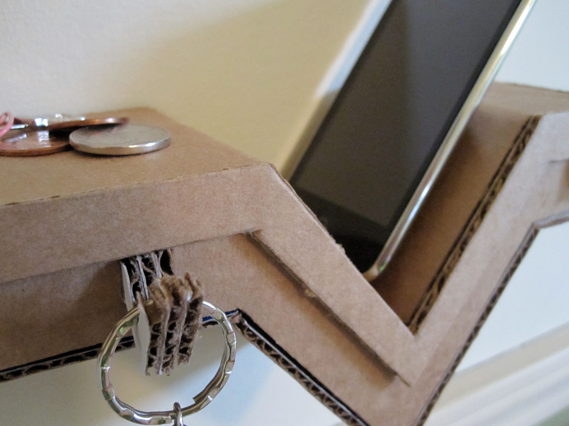 Amazing Cardboard Shelf! : 9 Steps (with Pictures) - Instructables