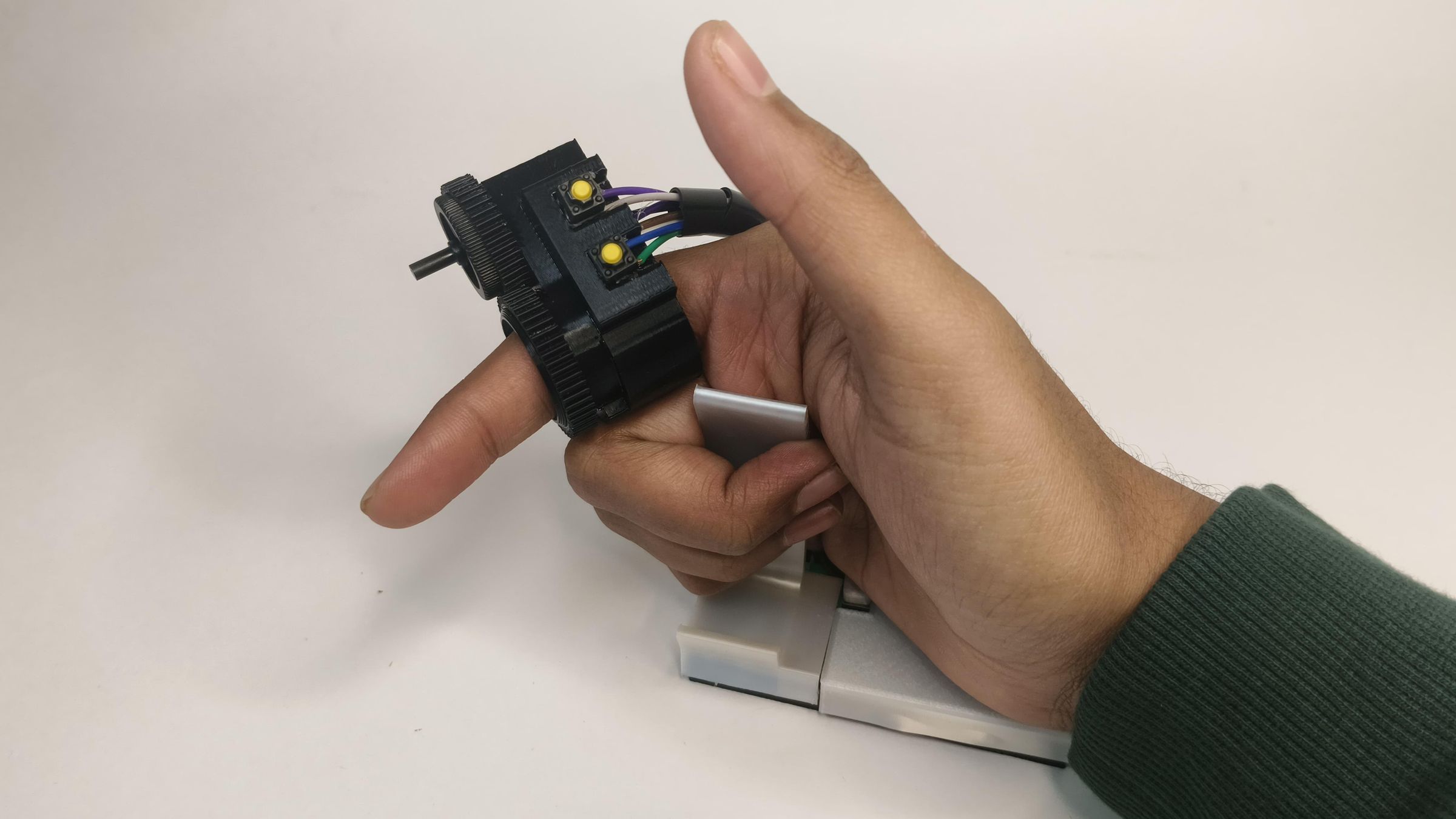 Ring Mouse: Scroll With Your Finger : 4 Steps (with Pictures) - Instructables